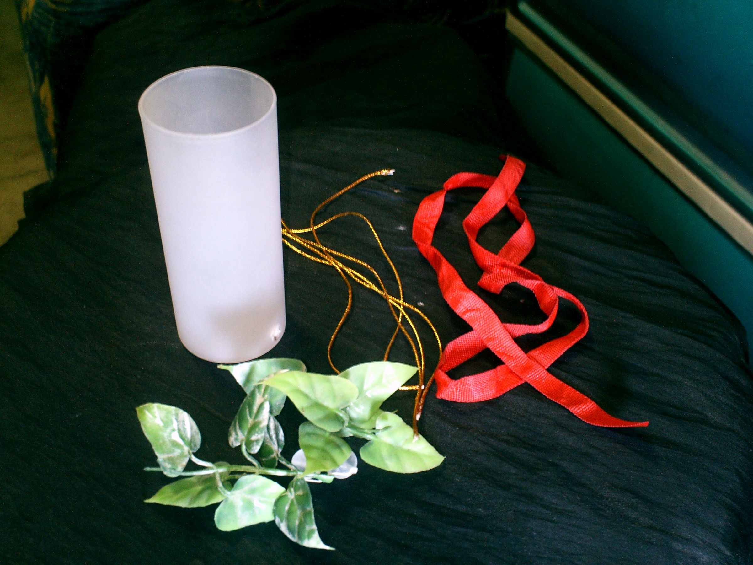 Making Cheap Tabletop LED Mood Candle (Improved) : 4 Steps - Instructables