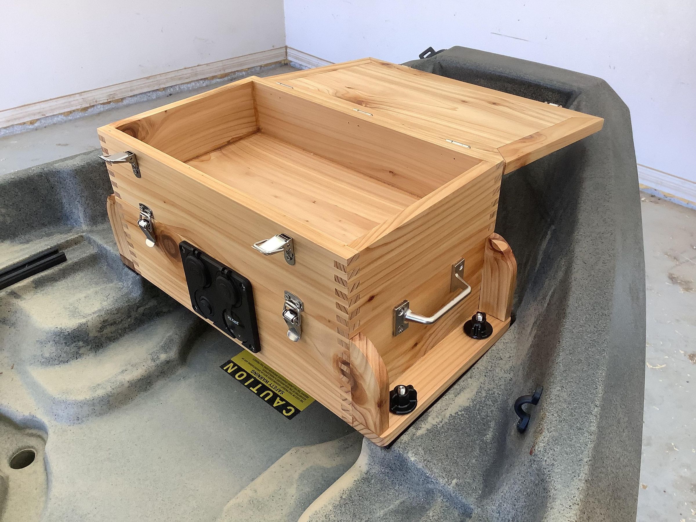 Cedar Power/Tackle Box for Kayak Fishing : 14 Steps (with Pictures ...