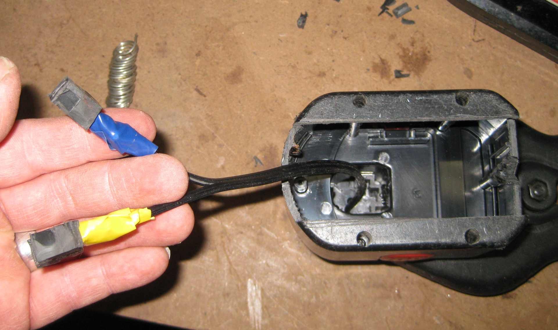 Battery Adaptor for Cordless Tool Version 2 : 5 Steps - Instructables