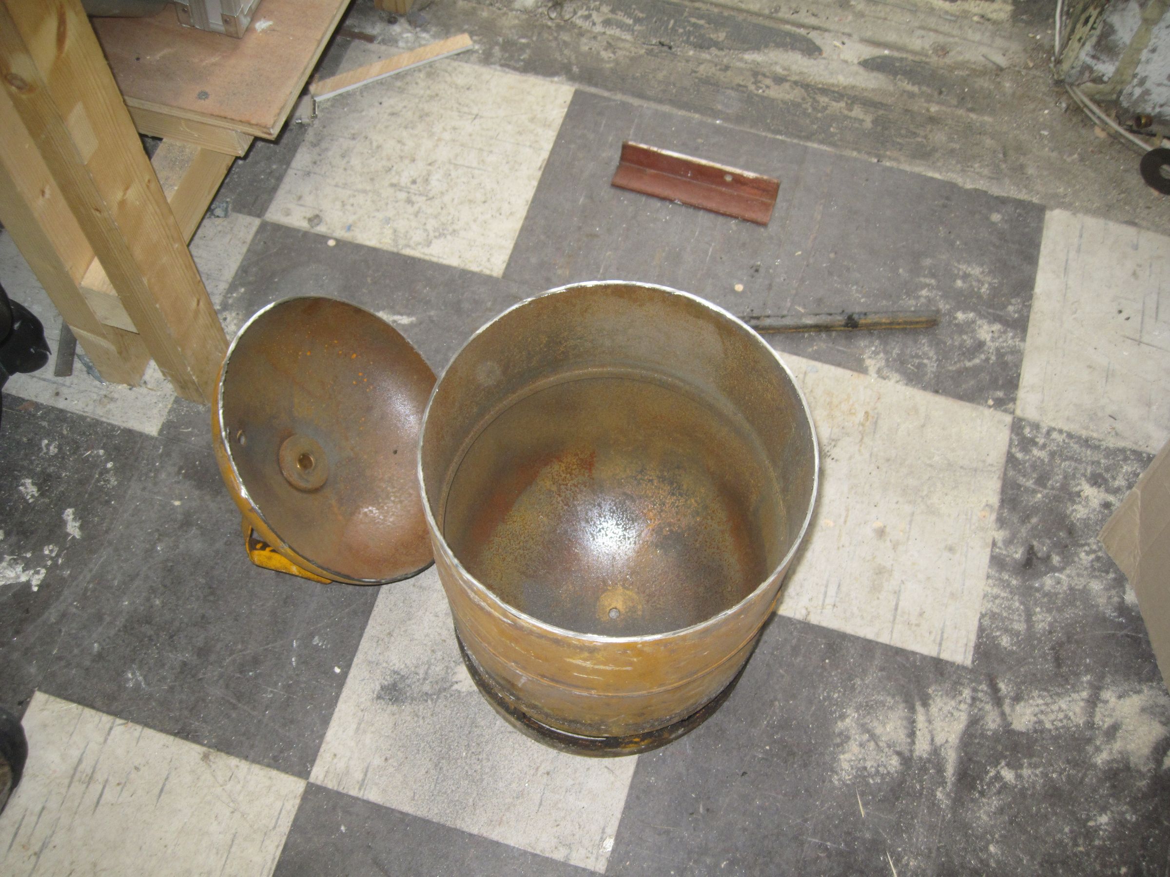 Home Made Forge Made From Gas Tank : 6 Steps (with Pictures ...