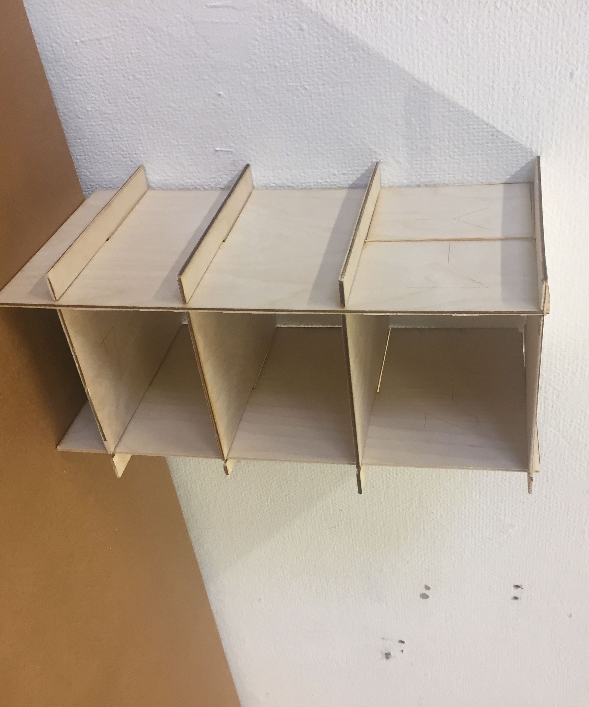 Tiny Bedside Table : 6 Steps - Instructables