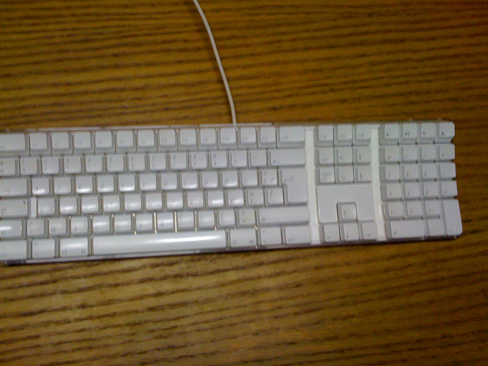 Washed Your White Apple Keyboard : 6 Steps - Instructables