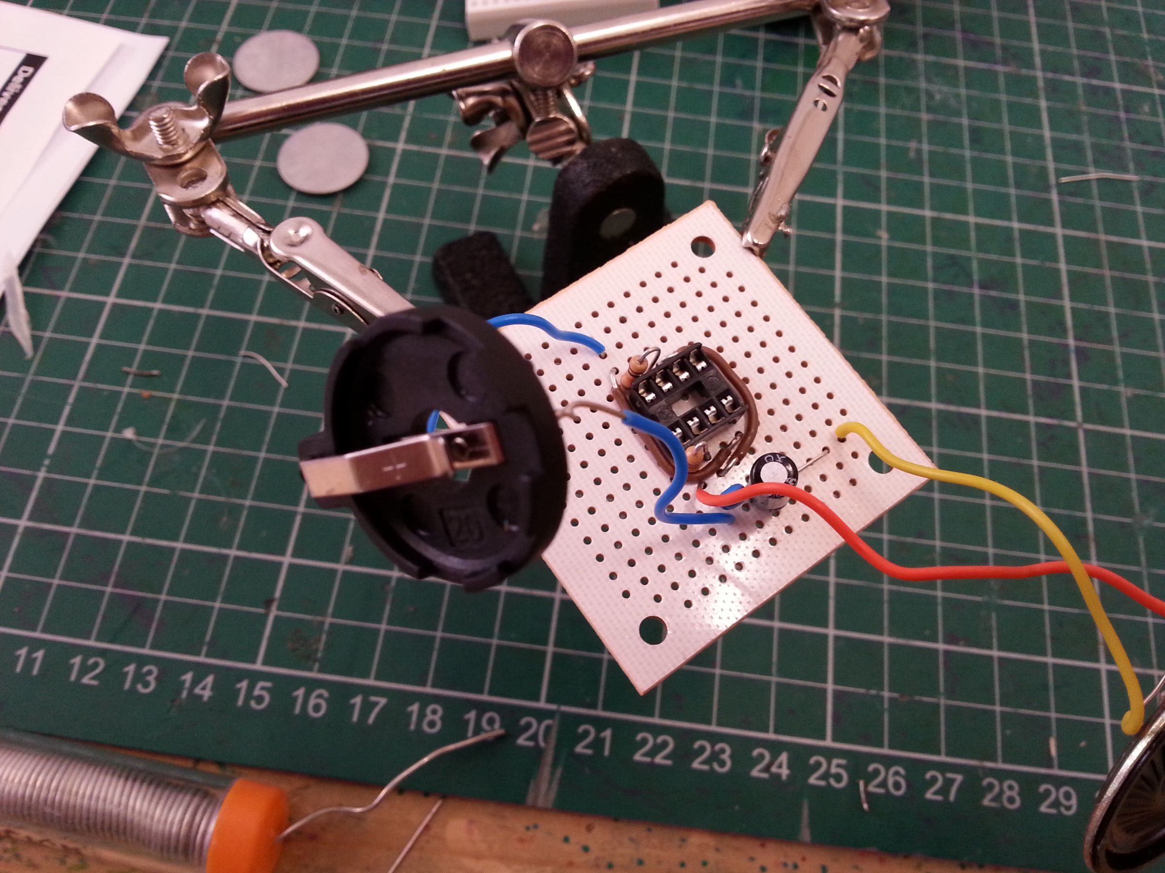 Chicken Theremin : 5 Steps (with Pictures) - Instructables