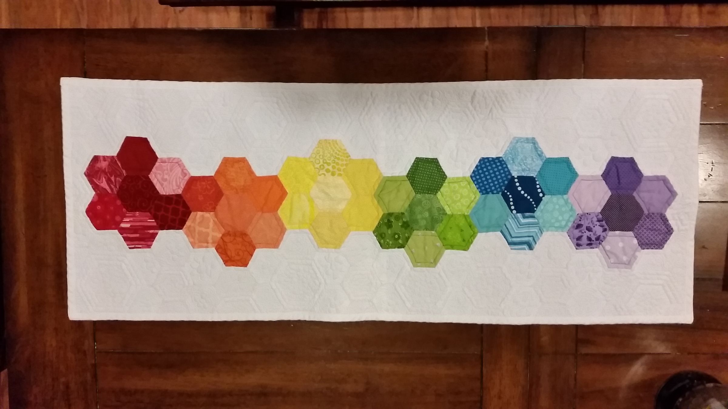 Hexagon English Paper Hand Piecing : 8 Steps (with Pictures ...