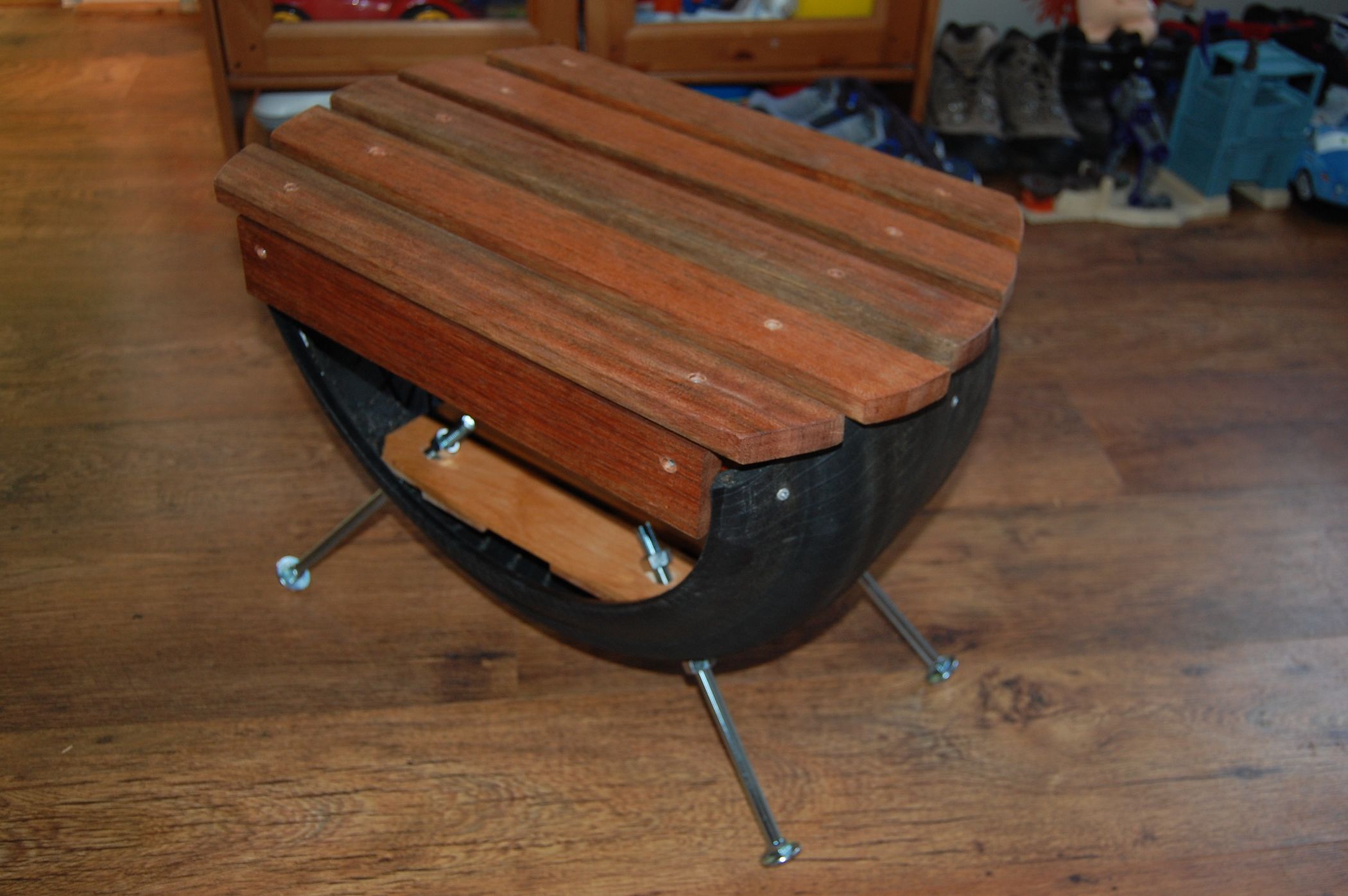Outside Table From a Car Tyre (tire) : 5 Steps (with Pictures ...