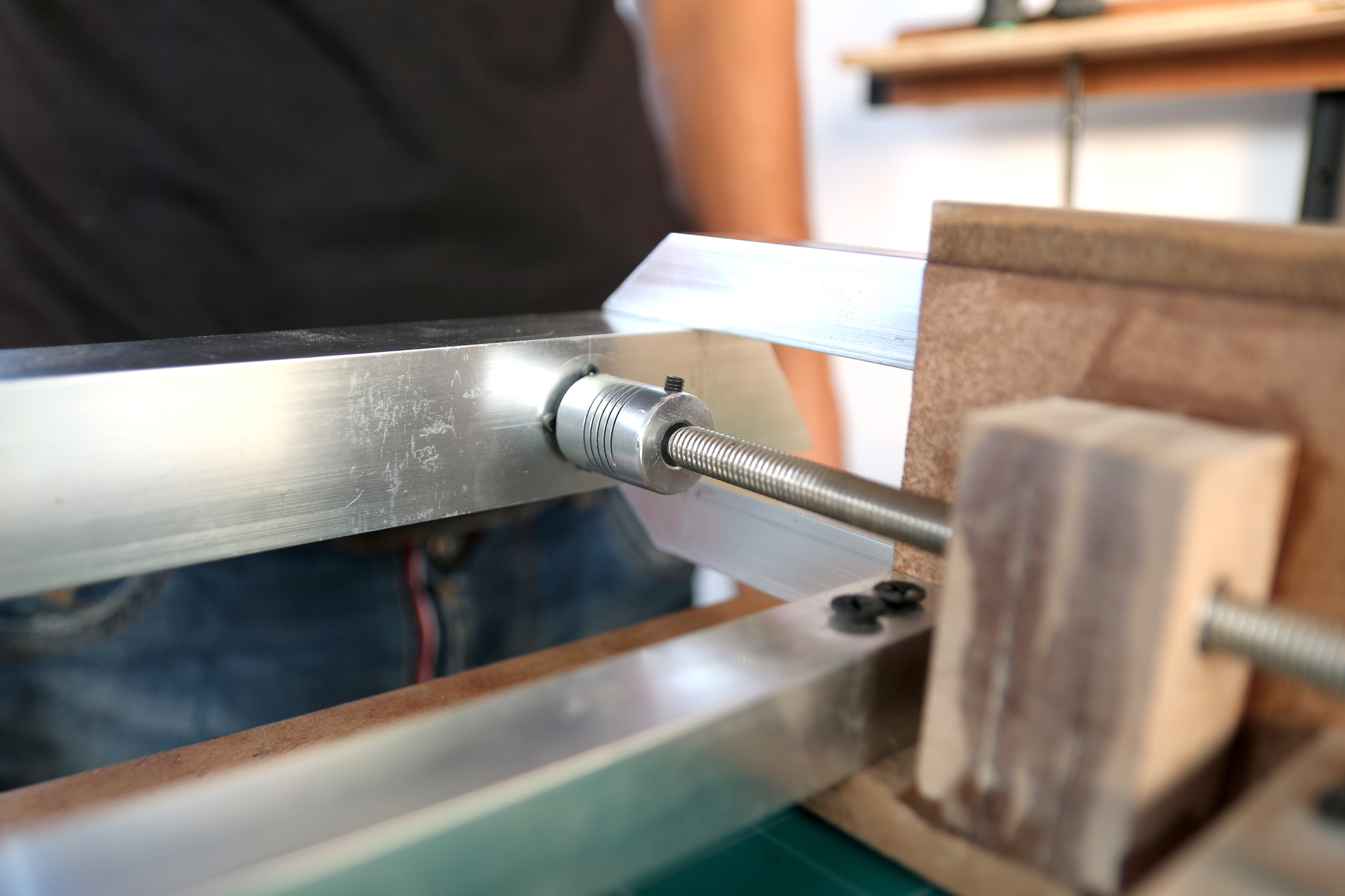 Manual Milling Machine/Surface Planner : 10 Steps (with Pictures ...