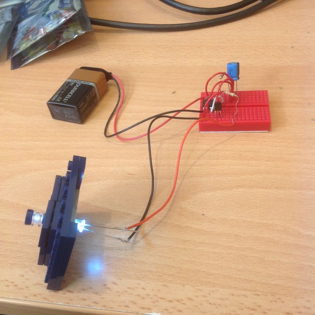 Lego TARDIS With Flashing LED : 7 Steps (with Pictures) - Instructables