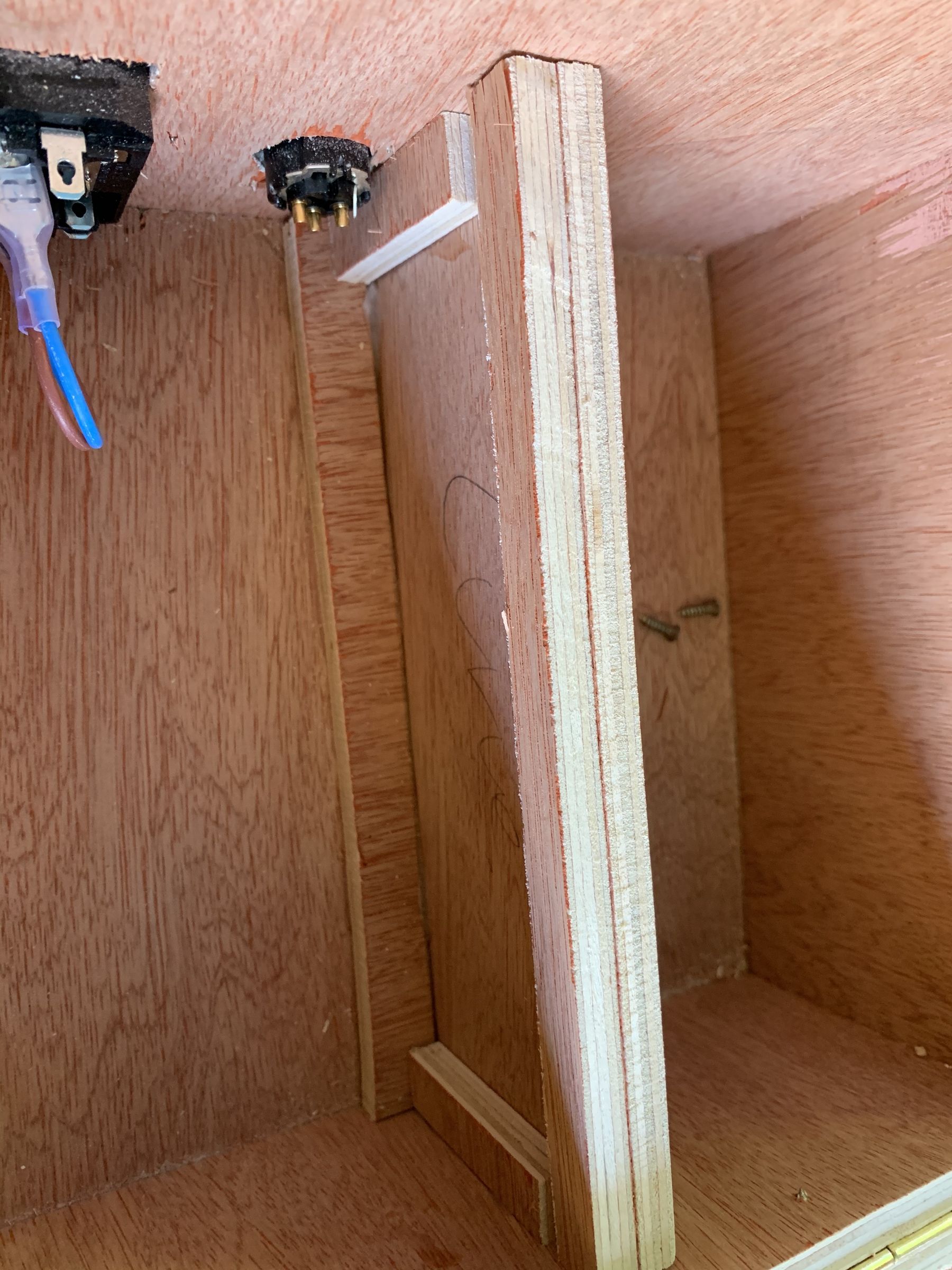 Portable Arduino Workbench Part 2 : 7 Steps - Instructables