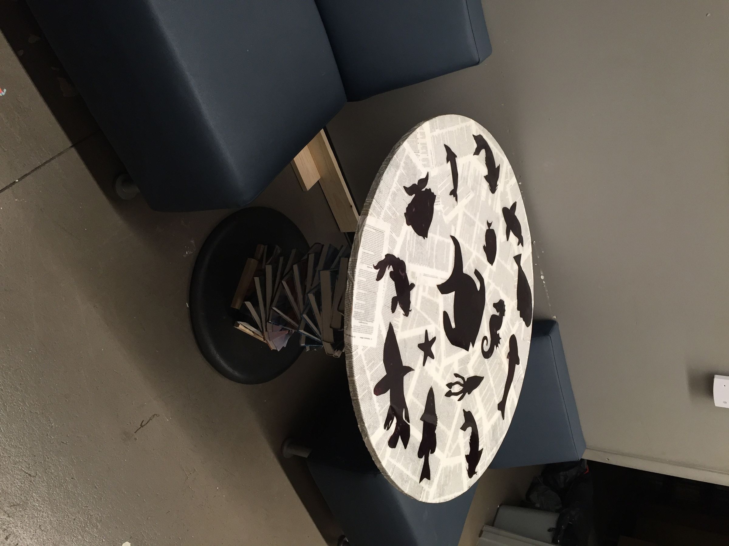 Encyclopedia Table : 5 Steps (with Pictures) - Instructables