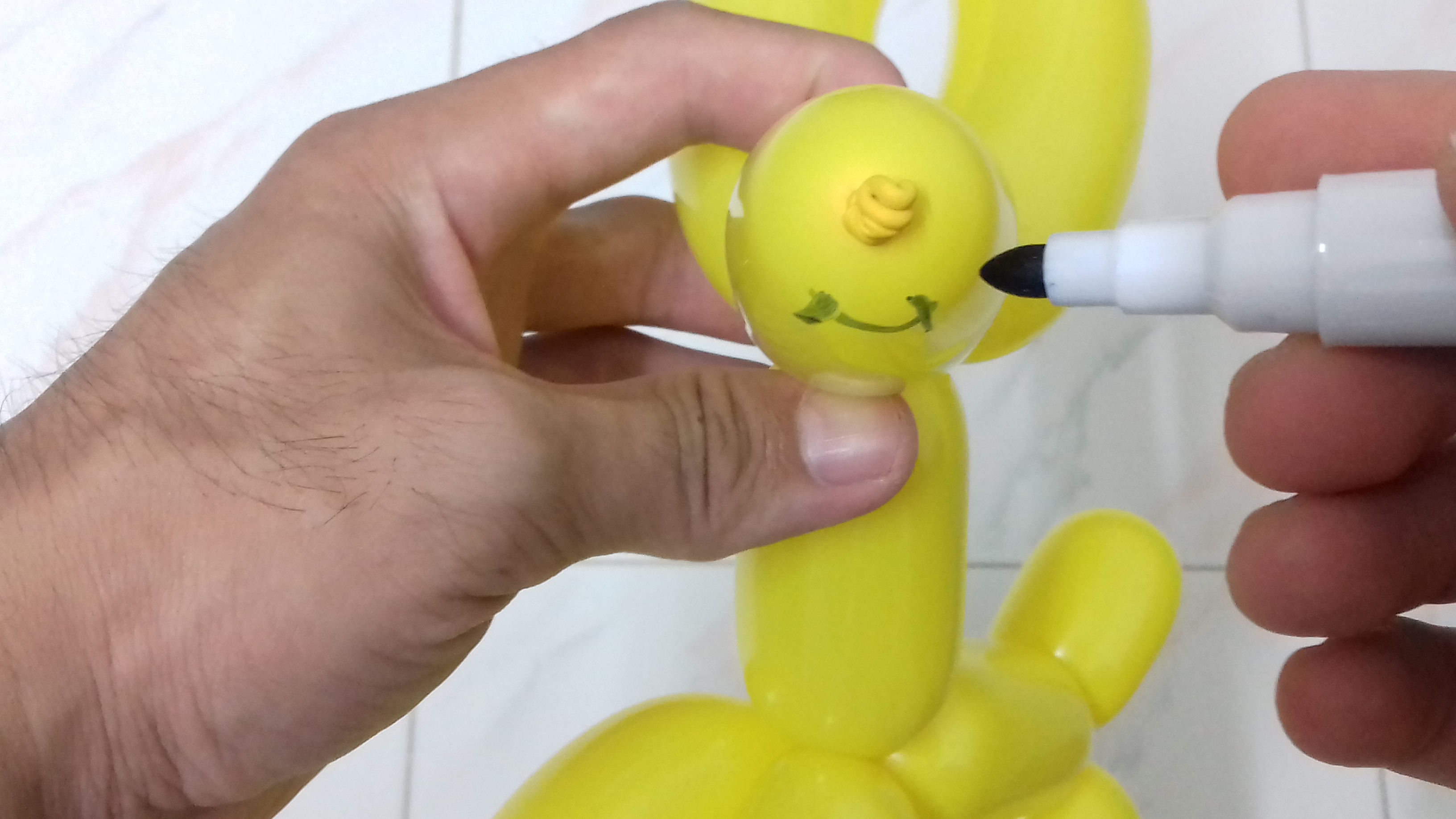 Balloon Twisting - Rabbit : 5 Steps - Instructables