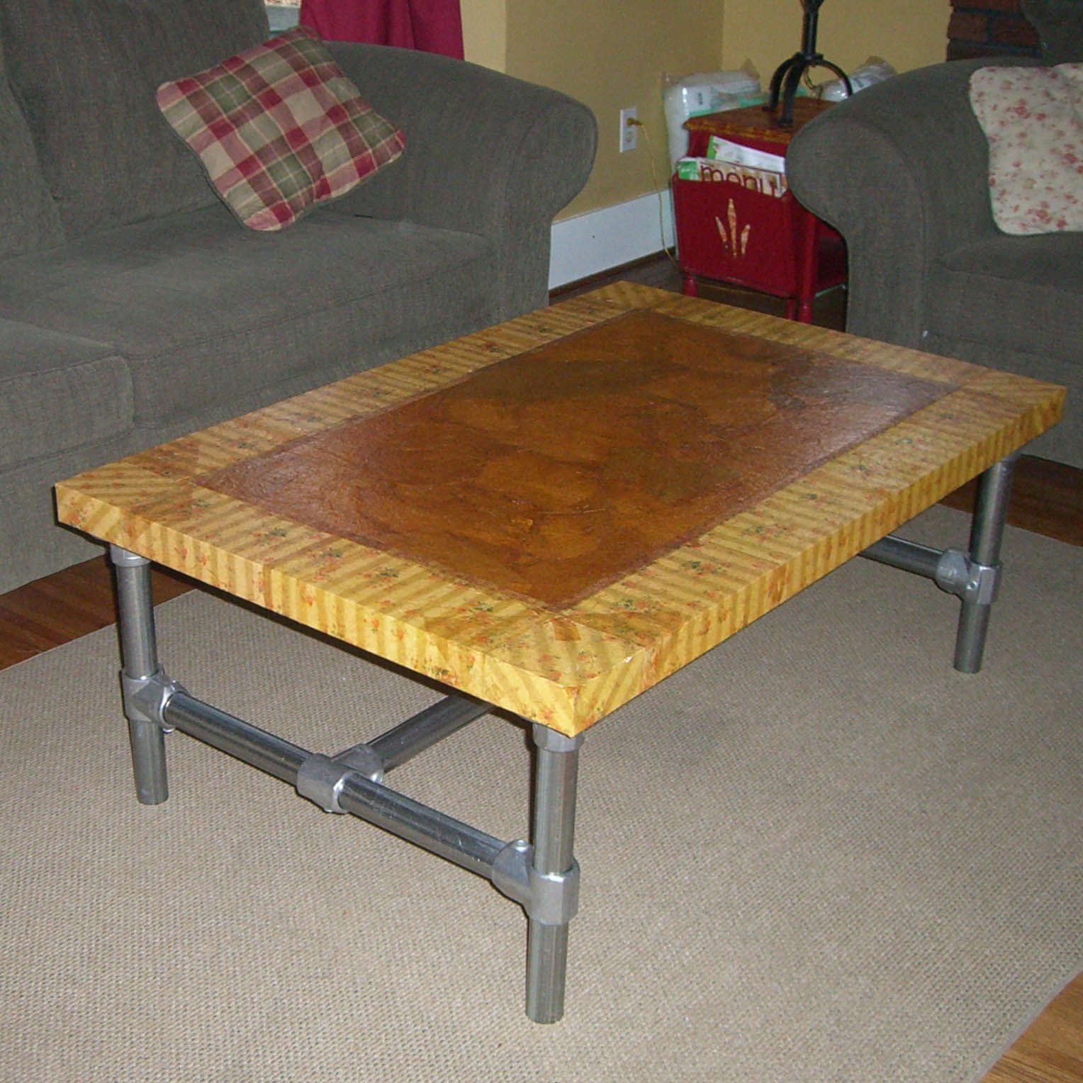 Coffee Table (Hack of IKEA LACK) : 4 Steps (with Pictures) - Instructables