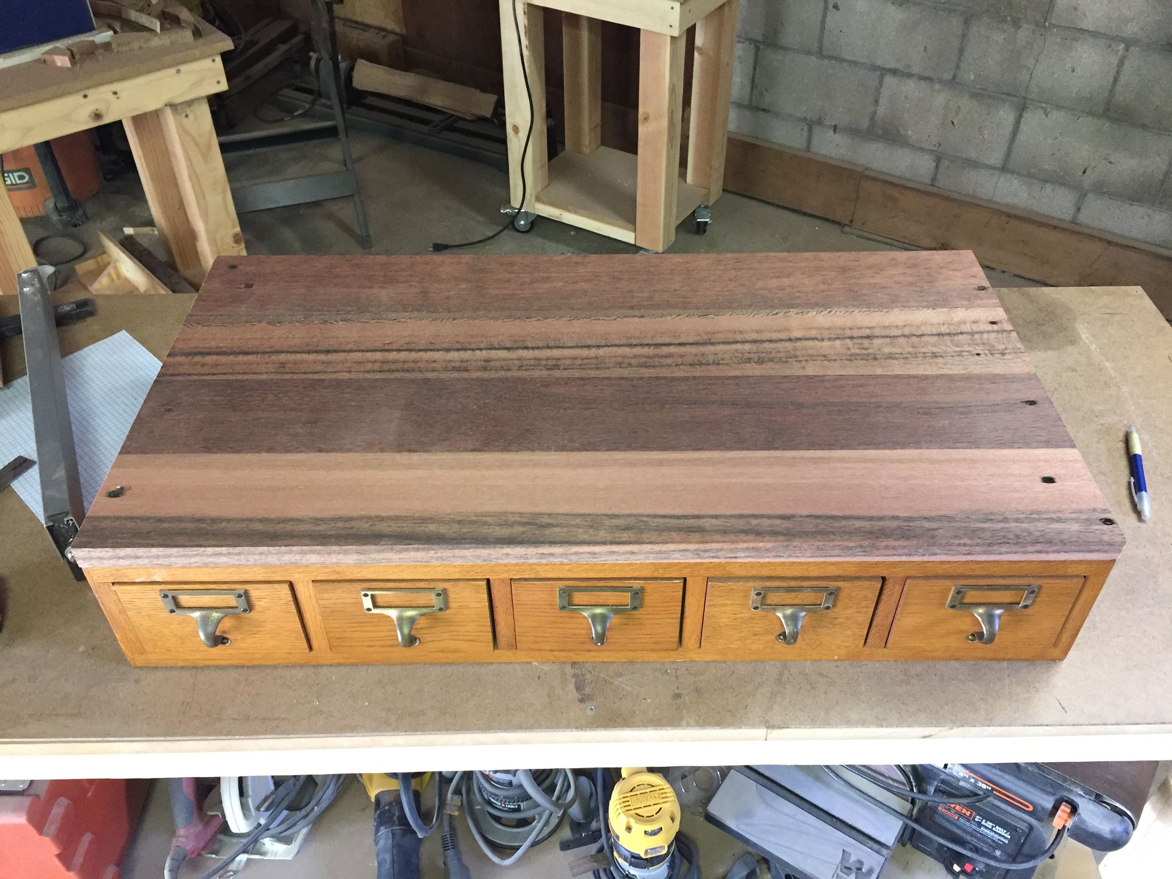 Reclaimed Librarian's Table : 6 Steps (with Pictures) - Instructables