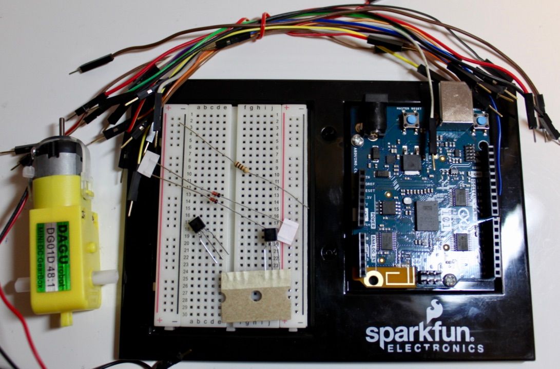 Controlling a Motor an NPN Transistor on the Arduino 101 : 4 Steps ...