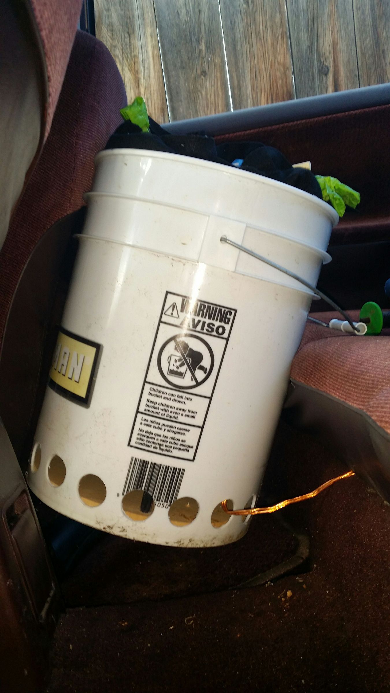 Discreet Bass Bucket : 6 Steps - Instructables