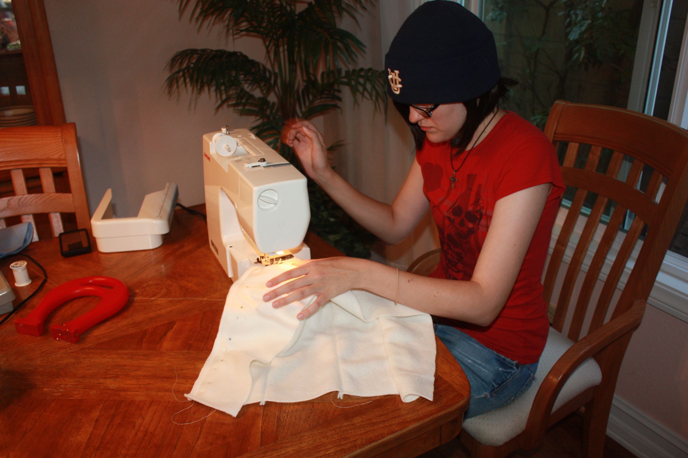 "Snuggie" Character Costume : 19 Steps (with Pictures) - Instructables