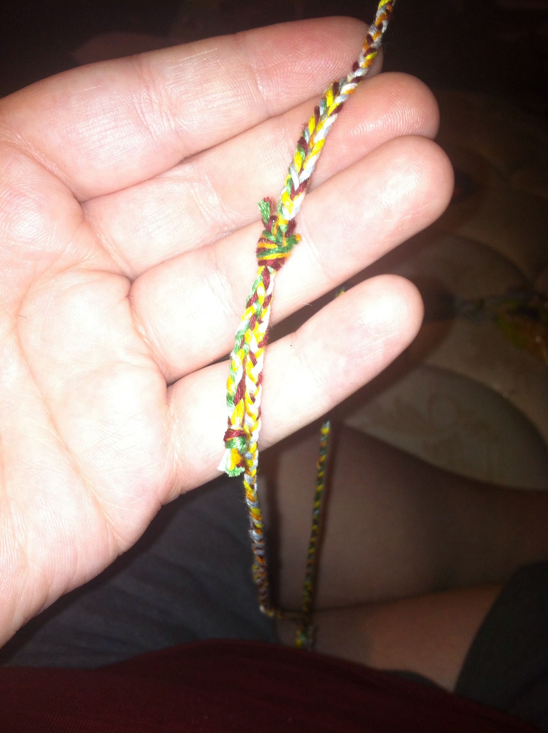 Macrame Interchangeable Stone Necklace : 10 Steps - Instructables