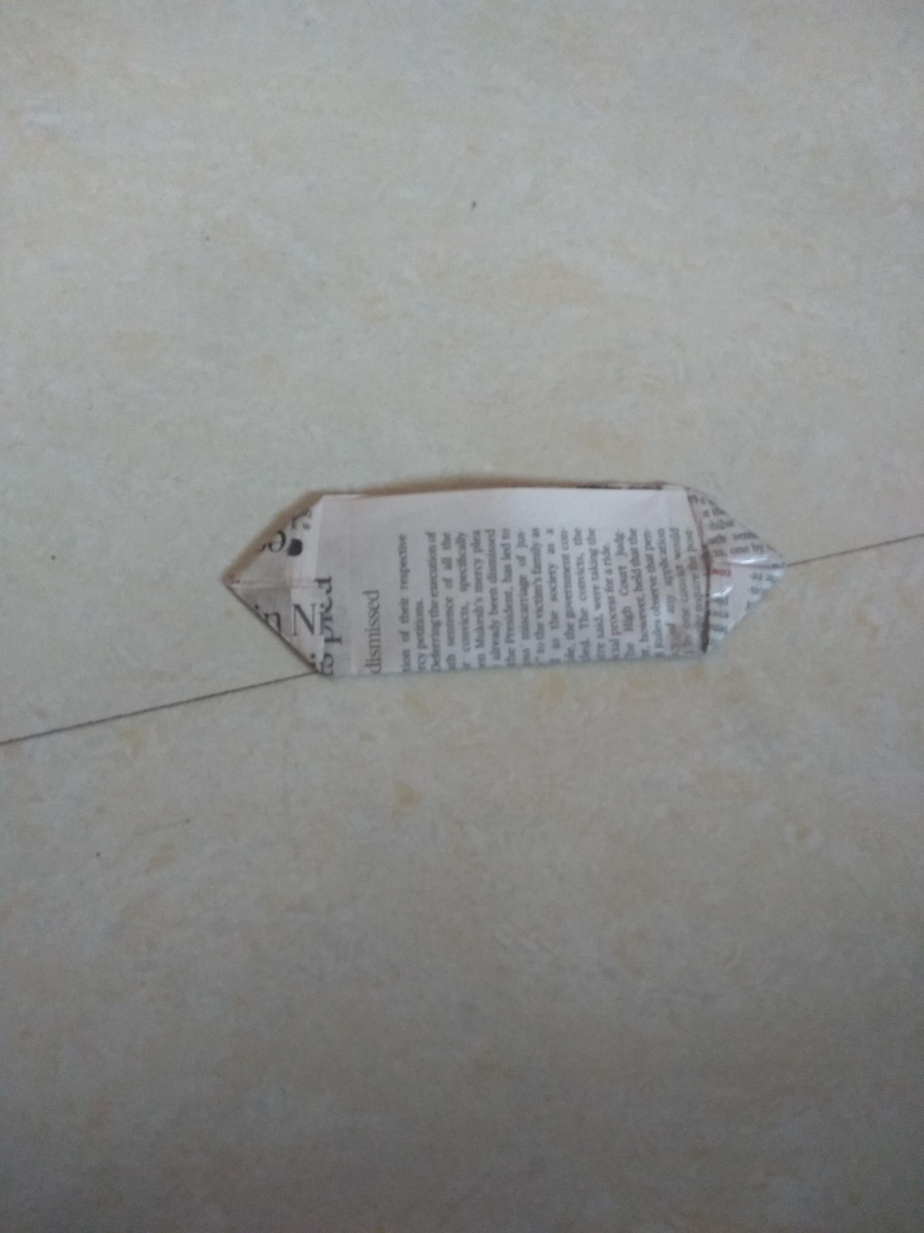 NEWSPAPER SWORD : 11 Steps - Instructables