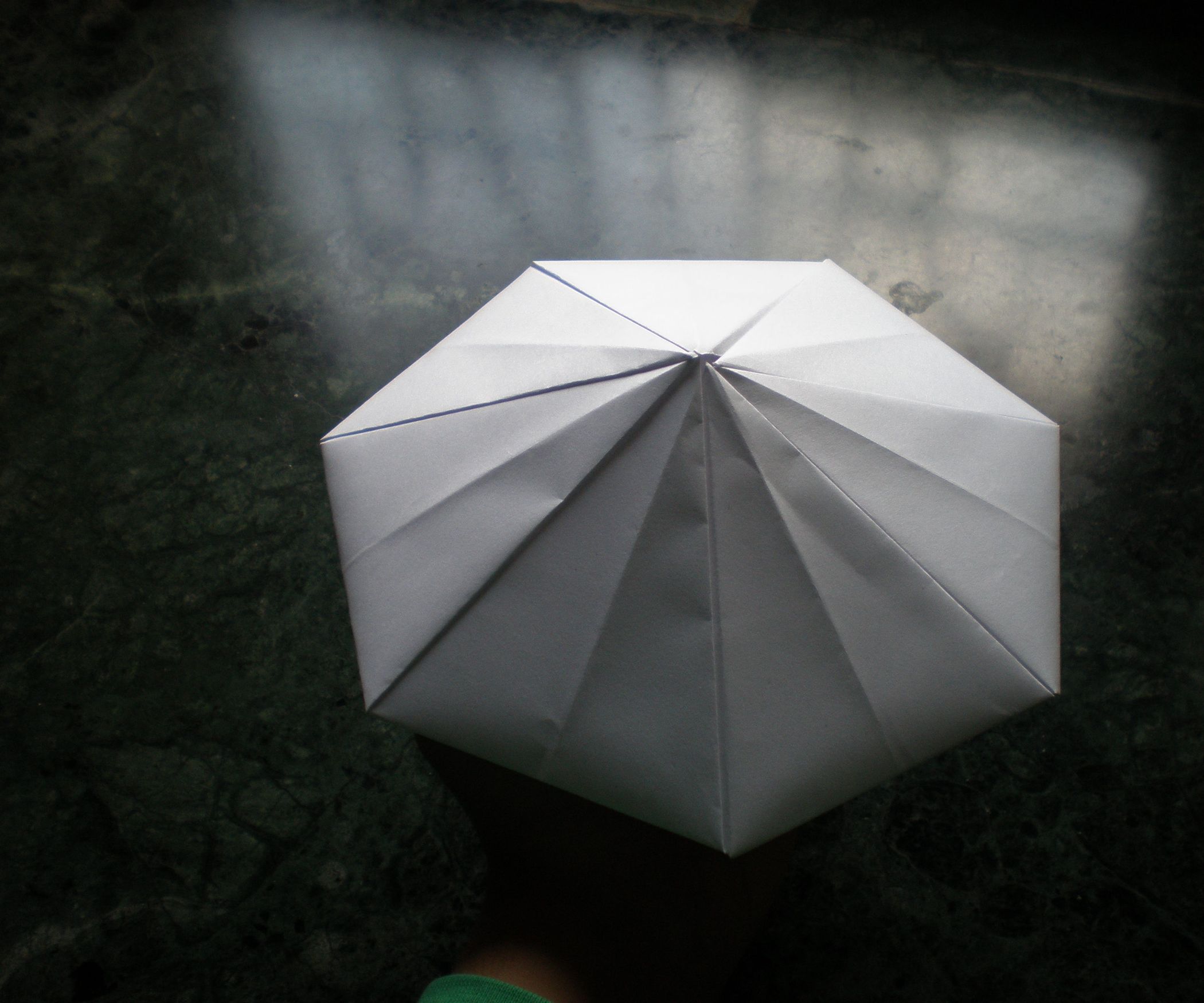 Space Origami: Alien Mothership : 4 Steps - Instructables