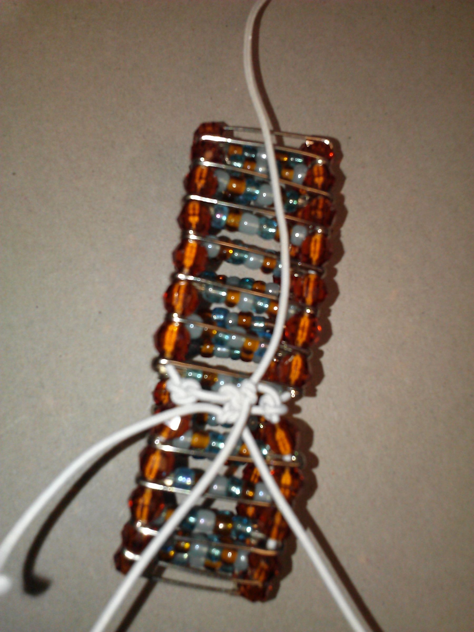 Safety Pin Bracelet : 10 Steps - Instructables