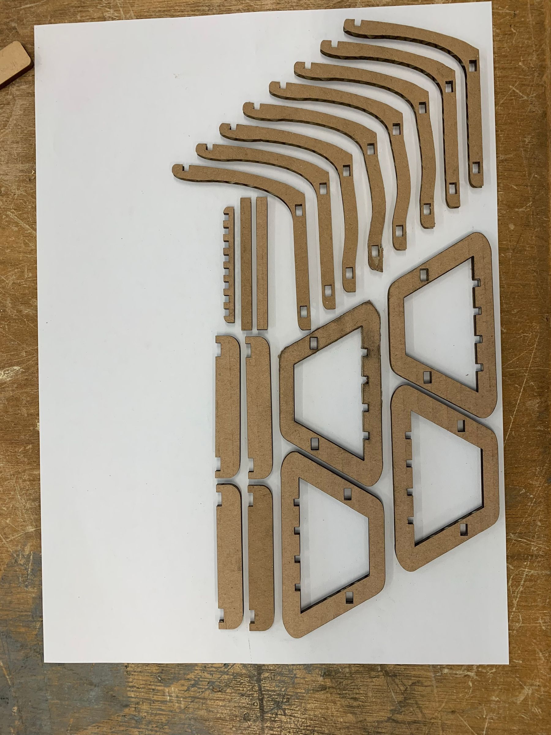 Mini-Cardboard Chair : 4 Steps (with Pictures) - Instructables