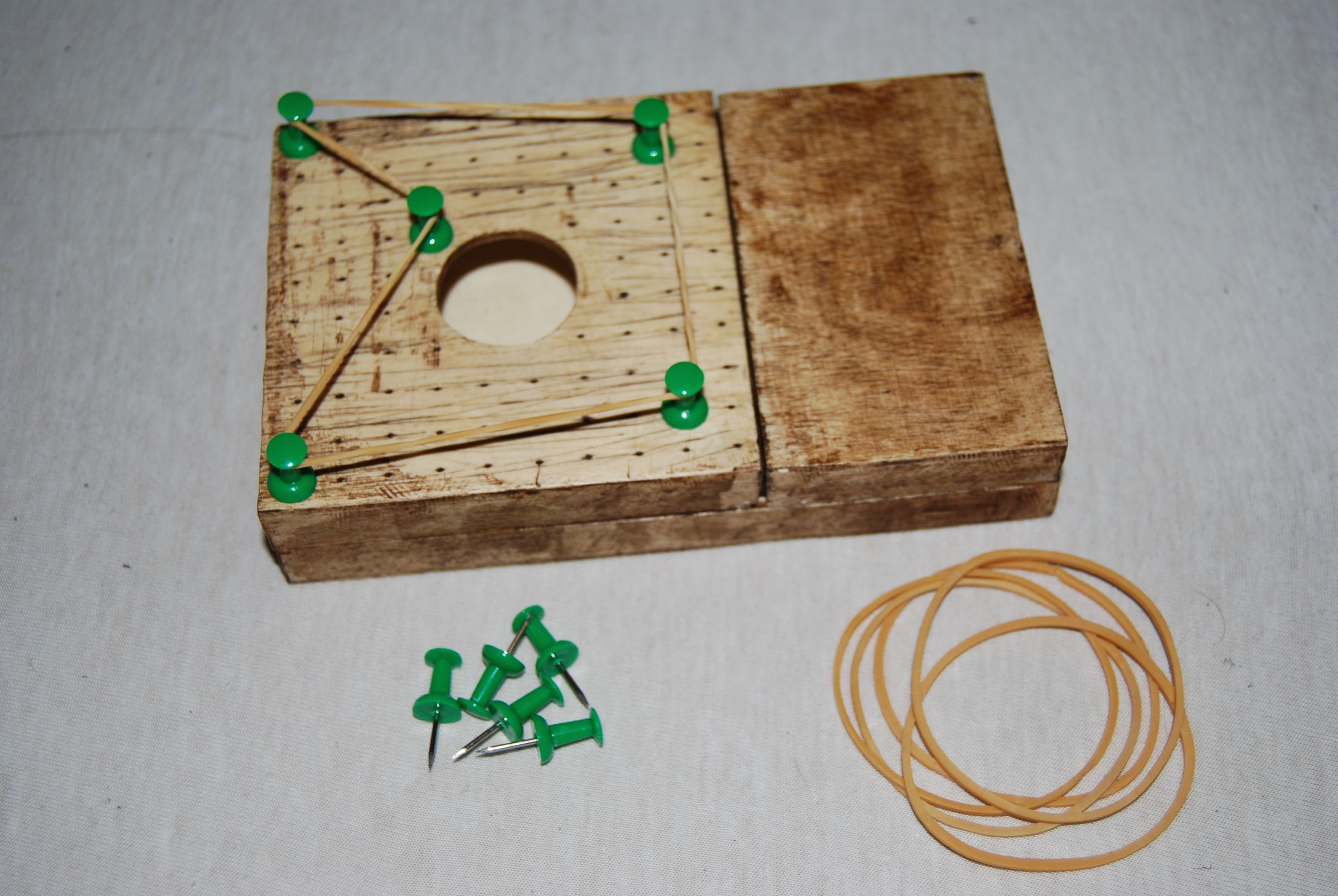 Rubber Band Instrument : 11 Steps - Instructables