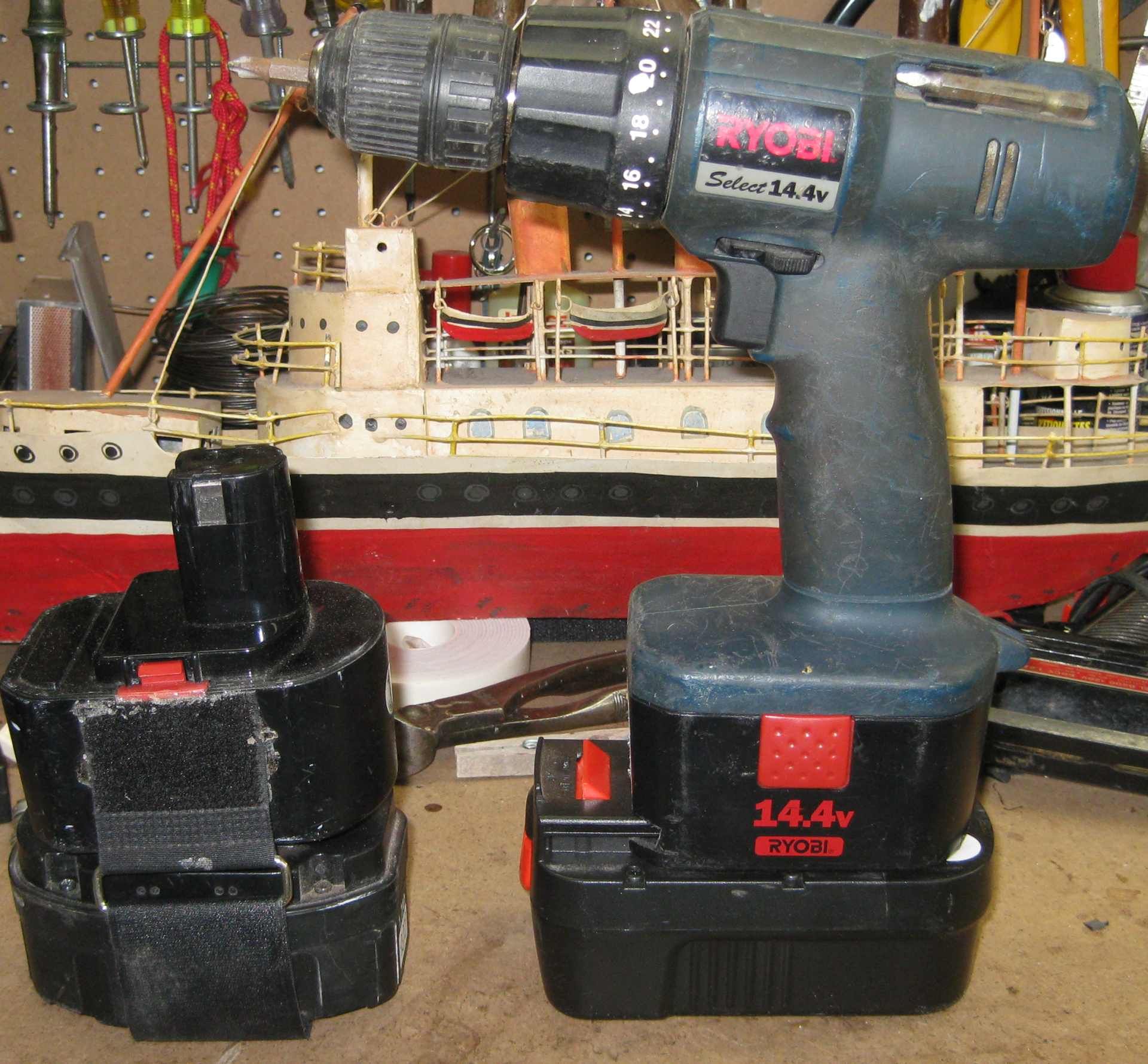 Battery Adaptor for Cordless Tool Version 2 : 5 Steps - Instructables