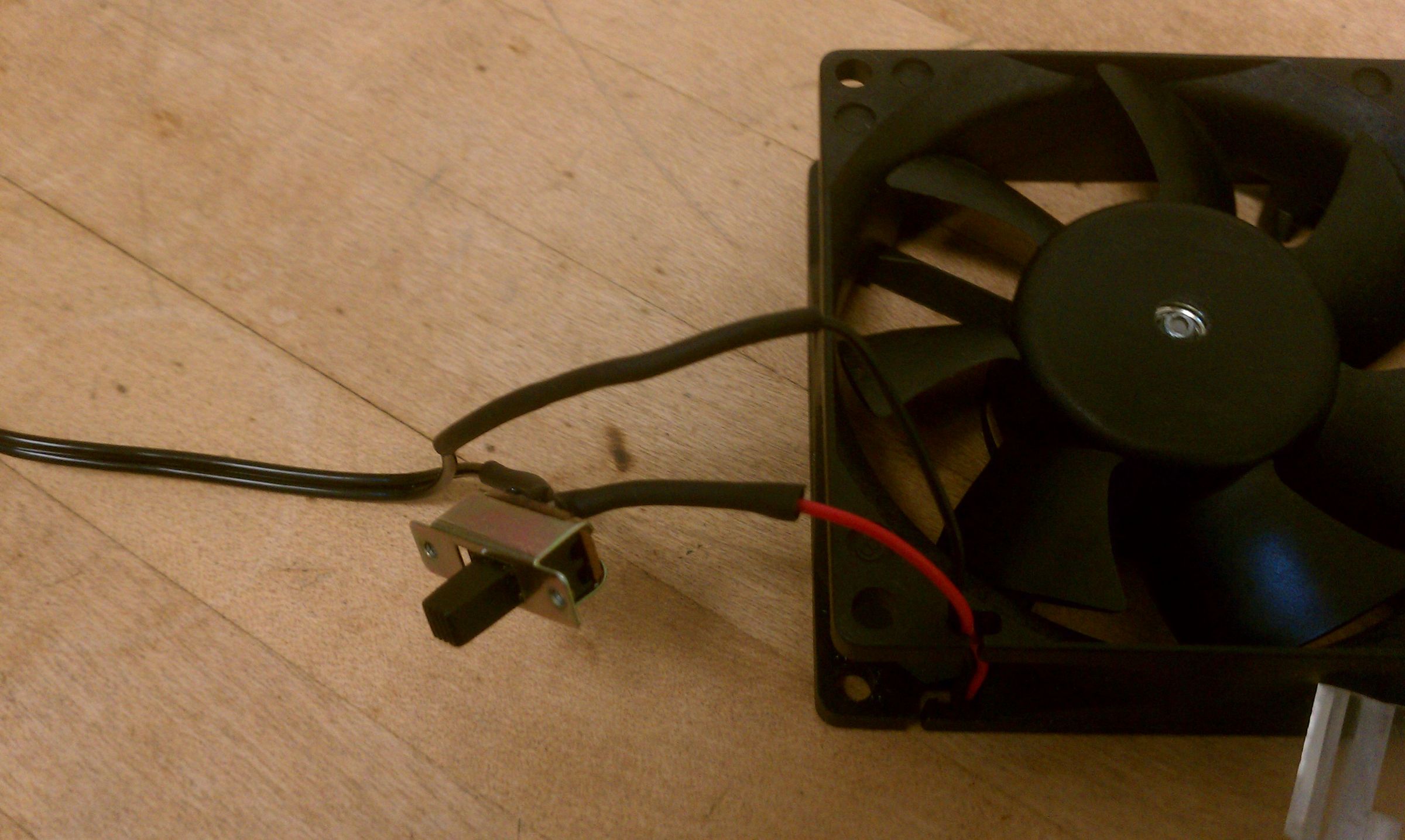 Heat-Seeking Desk Fan (using Arduino) : 7 Steps (with Pictures ...