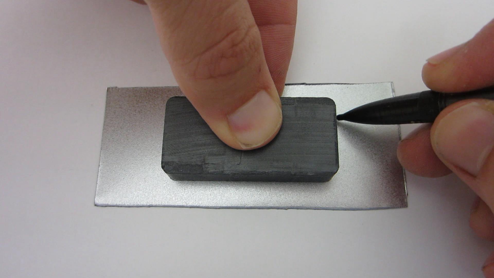 Magnetic Tool Hanger : 12 Steps (with Pictures) - Instructables