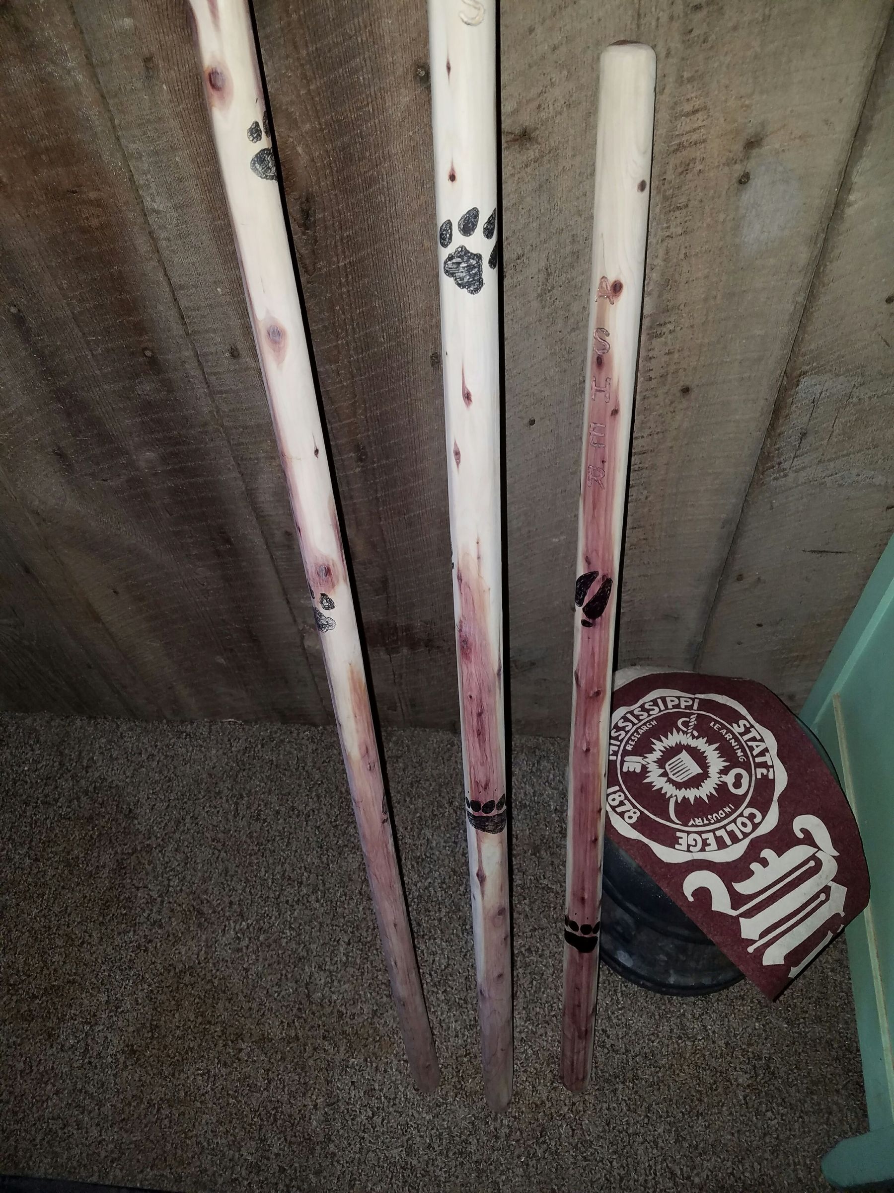 Turning Cedar Trees Into Walking Sticks : 12 Steps (with Pictures ...