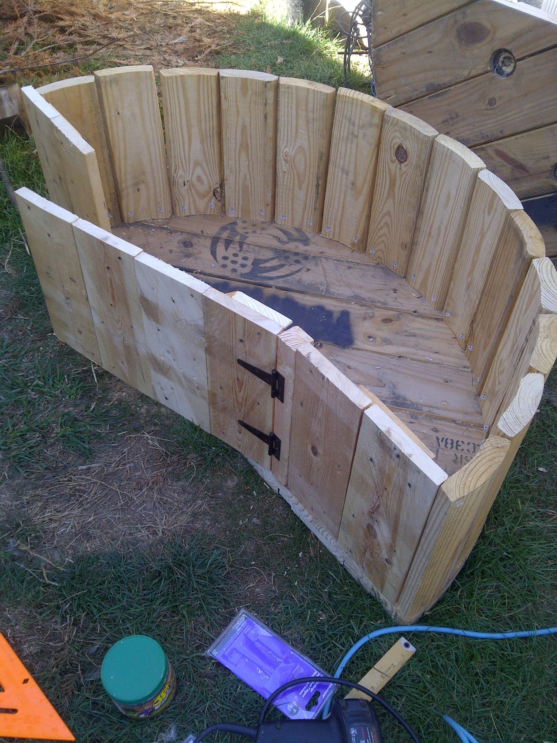 Cable Spool Bench, With Storage : 5 Steps (with Pictures) - Instructables