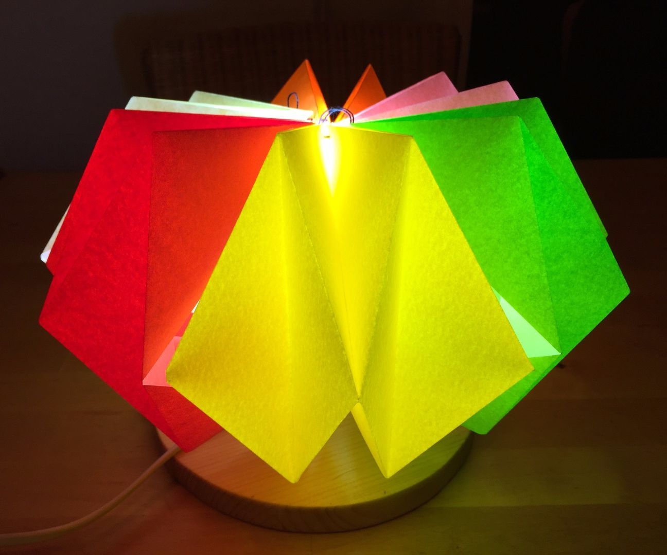 Table Lamp With Coloured and Folded Paper Shades : 4 Steps (with ...
