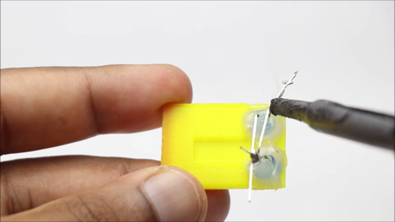 How to Make a Simple Working Robot at Home : 9 Steps (with Pictures ...