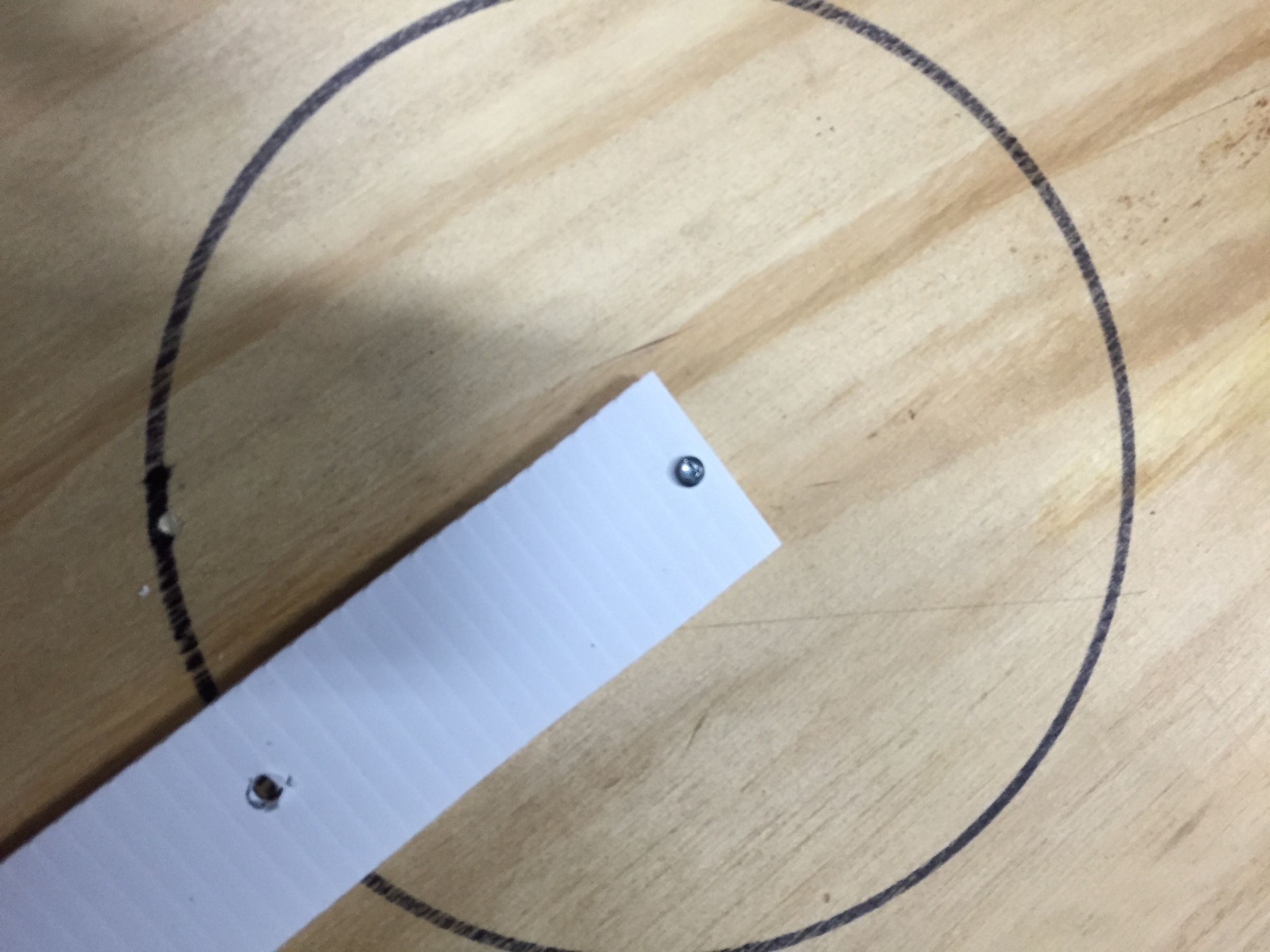 Quick Perfect Circle Jig : 5 Steps - Instructables