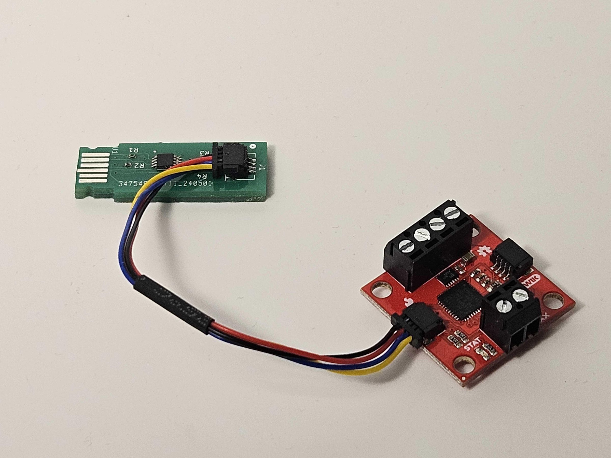 LEGO SPIKE Prime/Essential LPF2 - QWIIC I2C Connector : 3 Steps (with ...