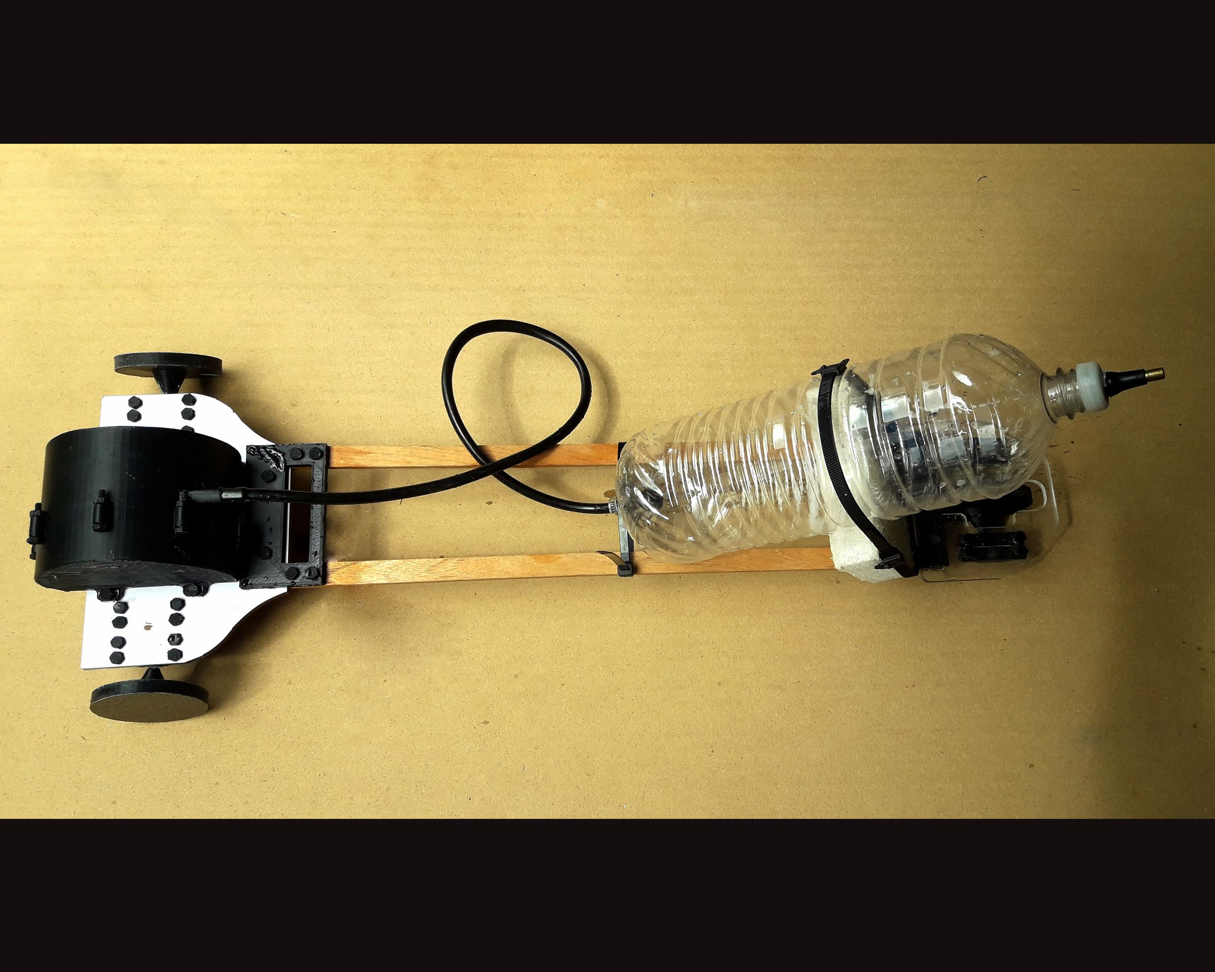 Pas-car (Pascal Car, You Know As in Pressure?) : 8 Steps - Instructables