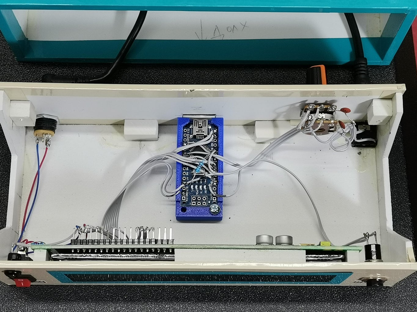 DIY Arduino Audio Spectrum Analyzer on VFD Display : 3 Steps ... DIY Arduino Audio Spectrum Analyzer on VFD Display : 3 Steps ...