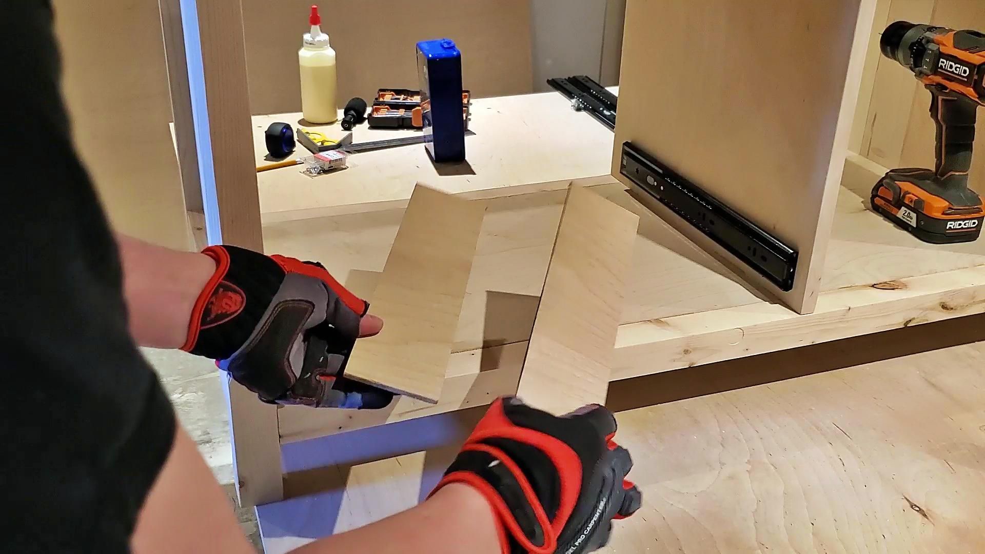 Beginners Guide to Drawers. Measure, Cut, Assemble, Mount, Finish. No ...