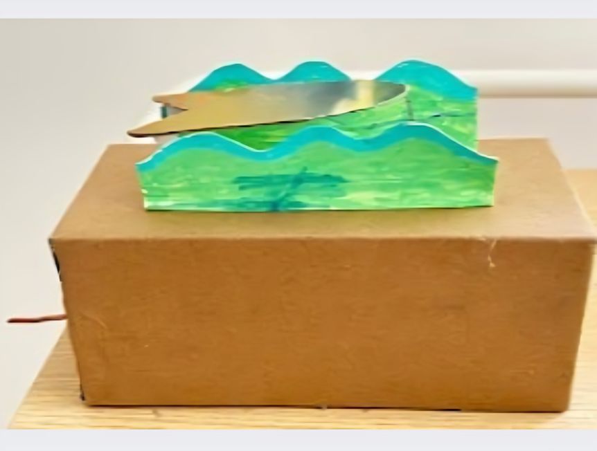 How to Make a Customizable Cardboard Surfer Automaton : 10 Steps ...