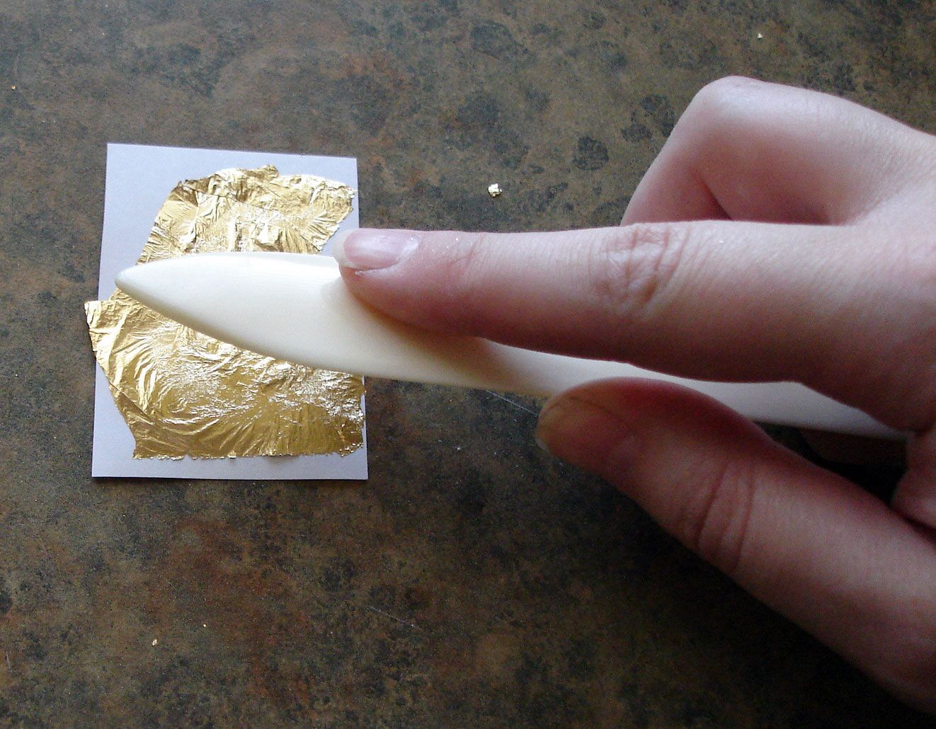 Easy Glueless Gold Leafing on Paper : 8 Steps - Instructables