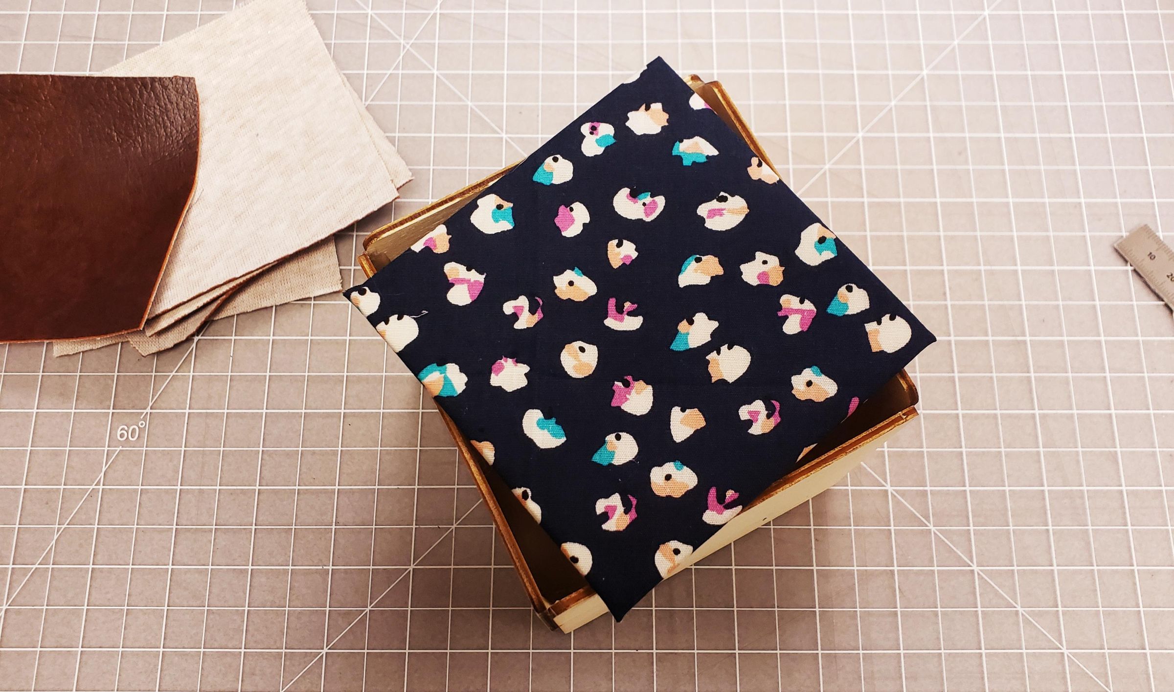 30-Minute Decorative Box (+ Hot Glue Tips) : 6 Steps (with Pictures ...