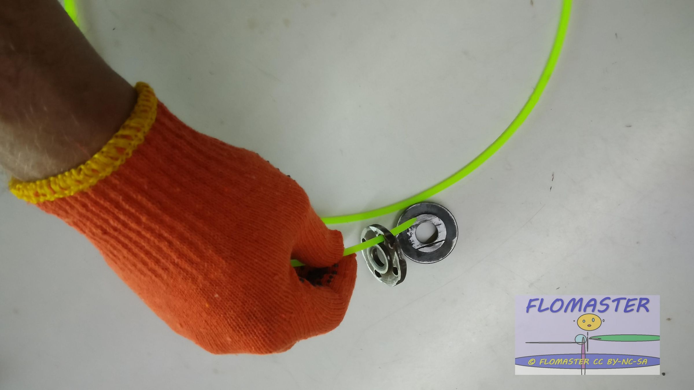 DIY Powerful Lawn Trimmer From an Angle Grinder : 11 Steps (with ...