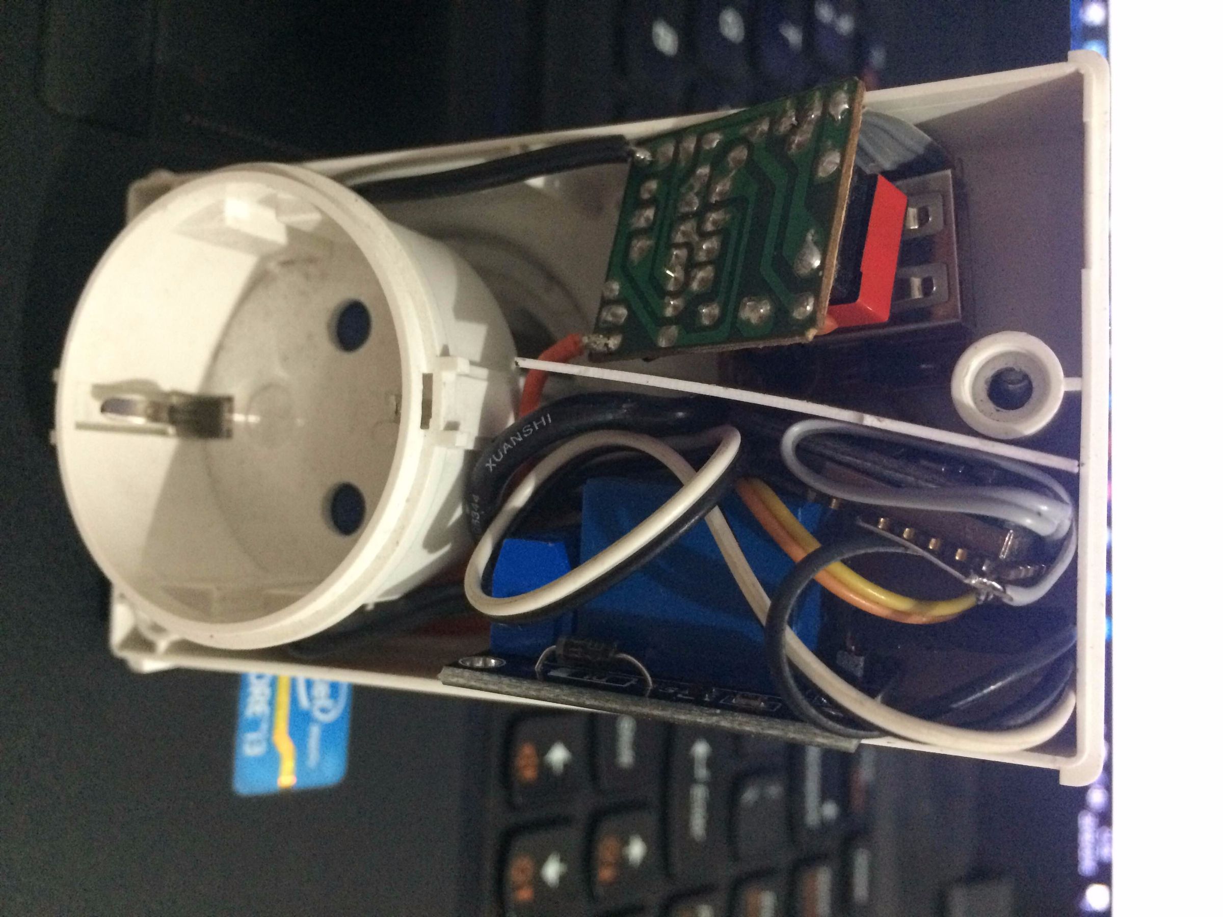 Simple IoT Power Outlet Using Standalone ESP8266 and Cayenne : 3 Steps ...