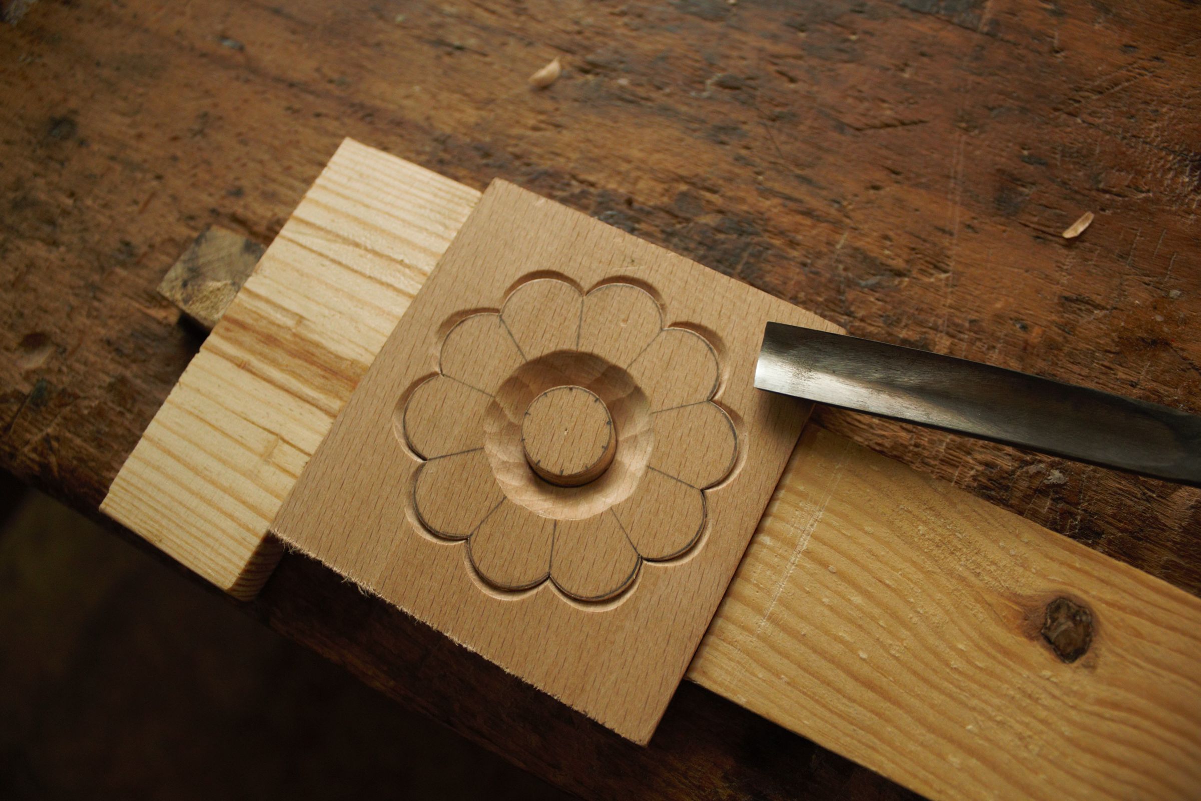 Simple Wood Carving Flower