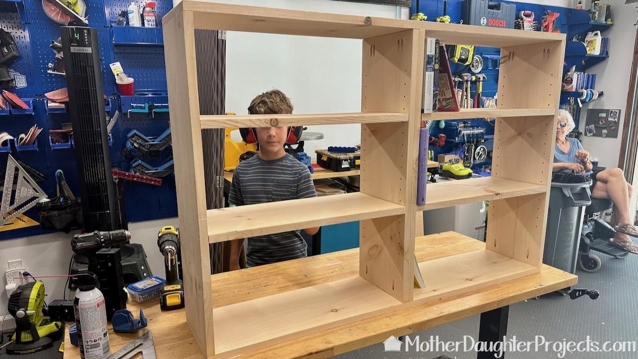 How Make a Basic Beginner Bookcase : 5 Steps (with Pictures) - Instructables