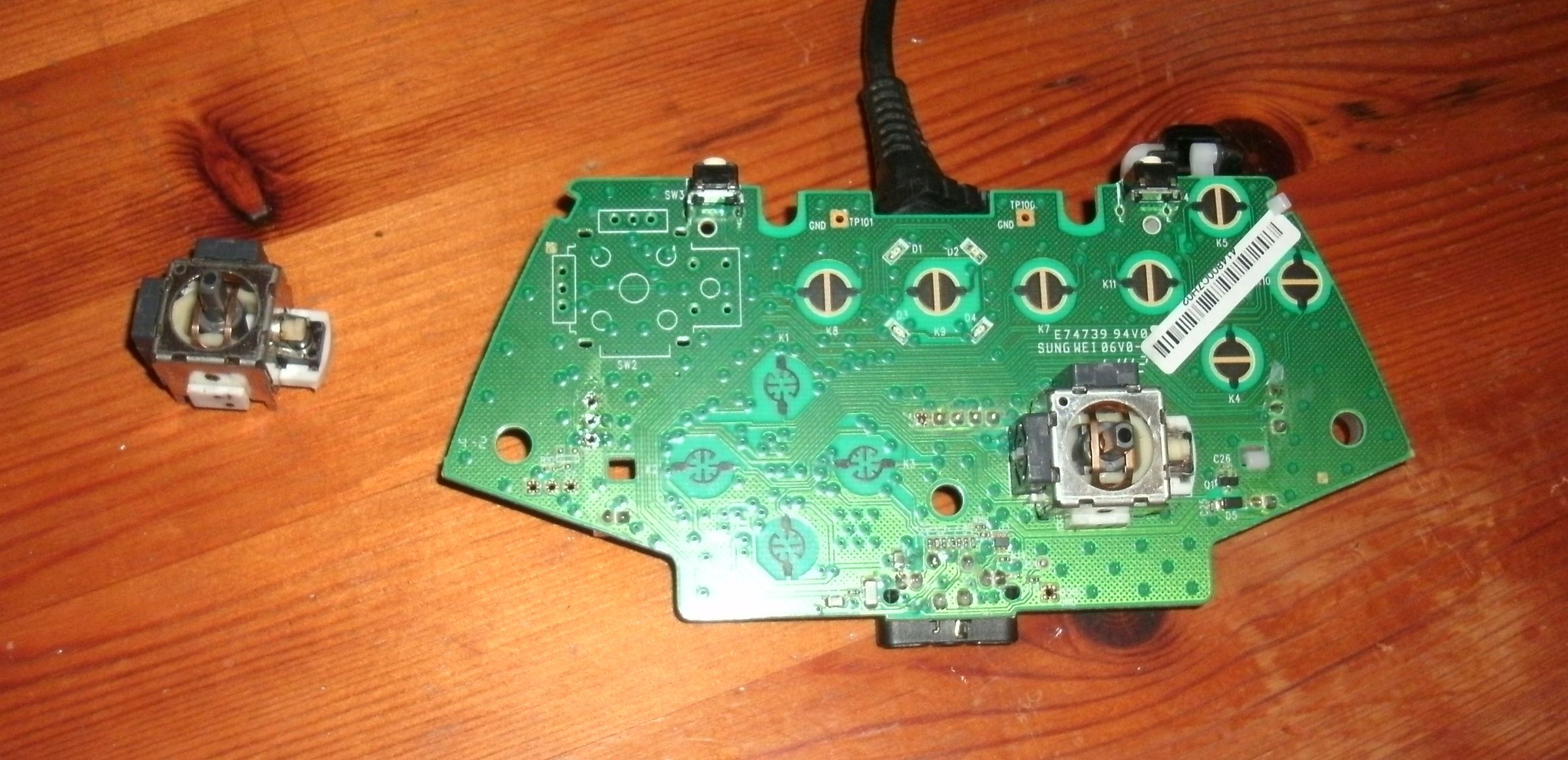 Xbox 360 Controller Accelerometer/gyro Steering Mod : 7 Steps - Instructables