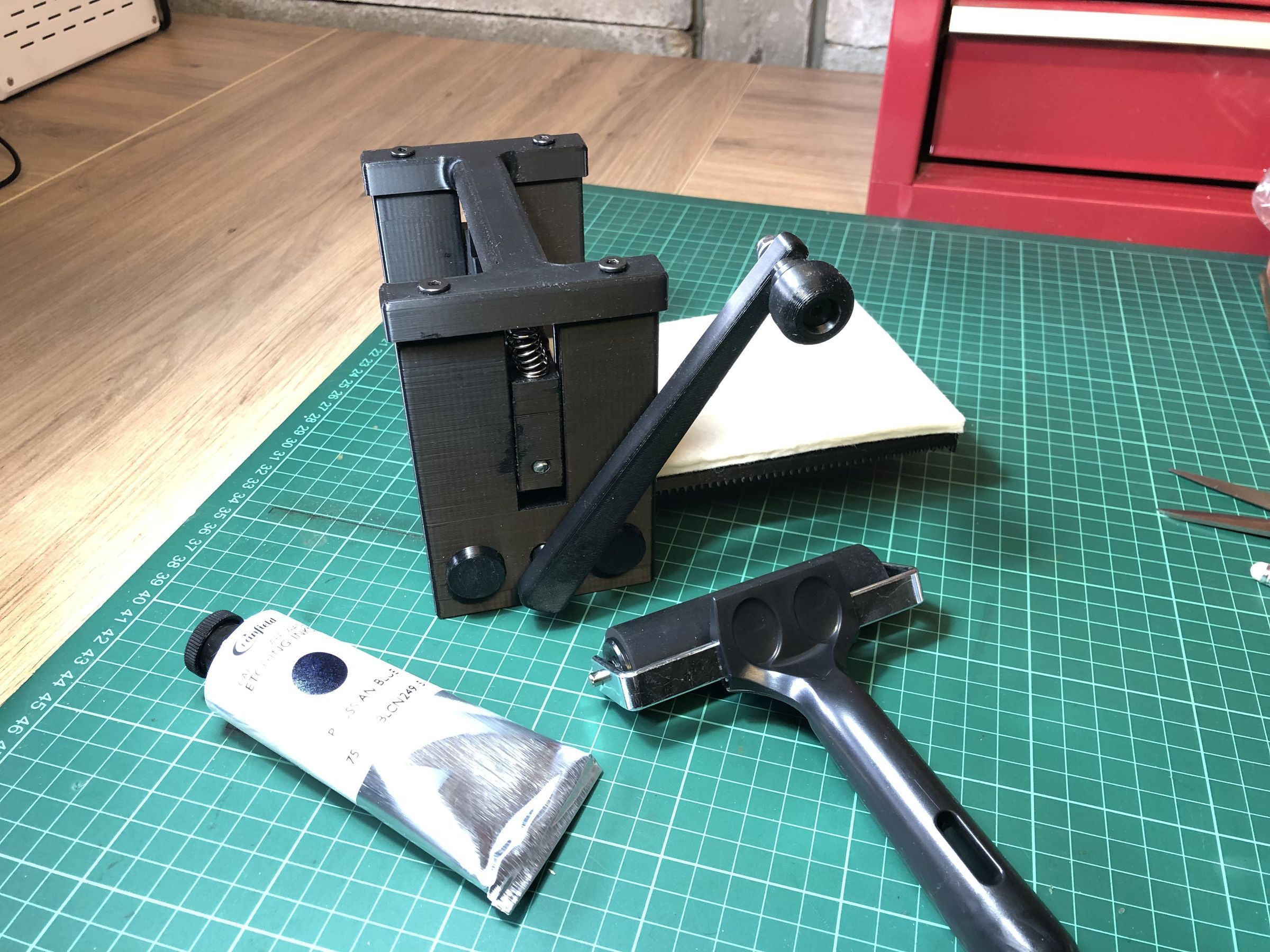 Spring Loaded Mini Relief Print Press. : 8 Steps (with Pictures ...