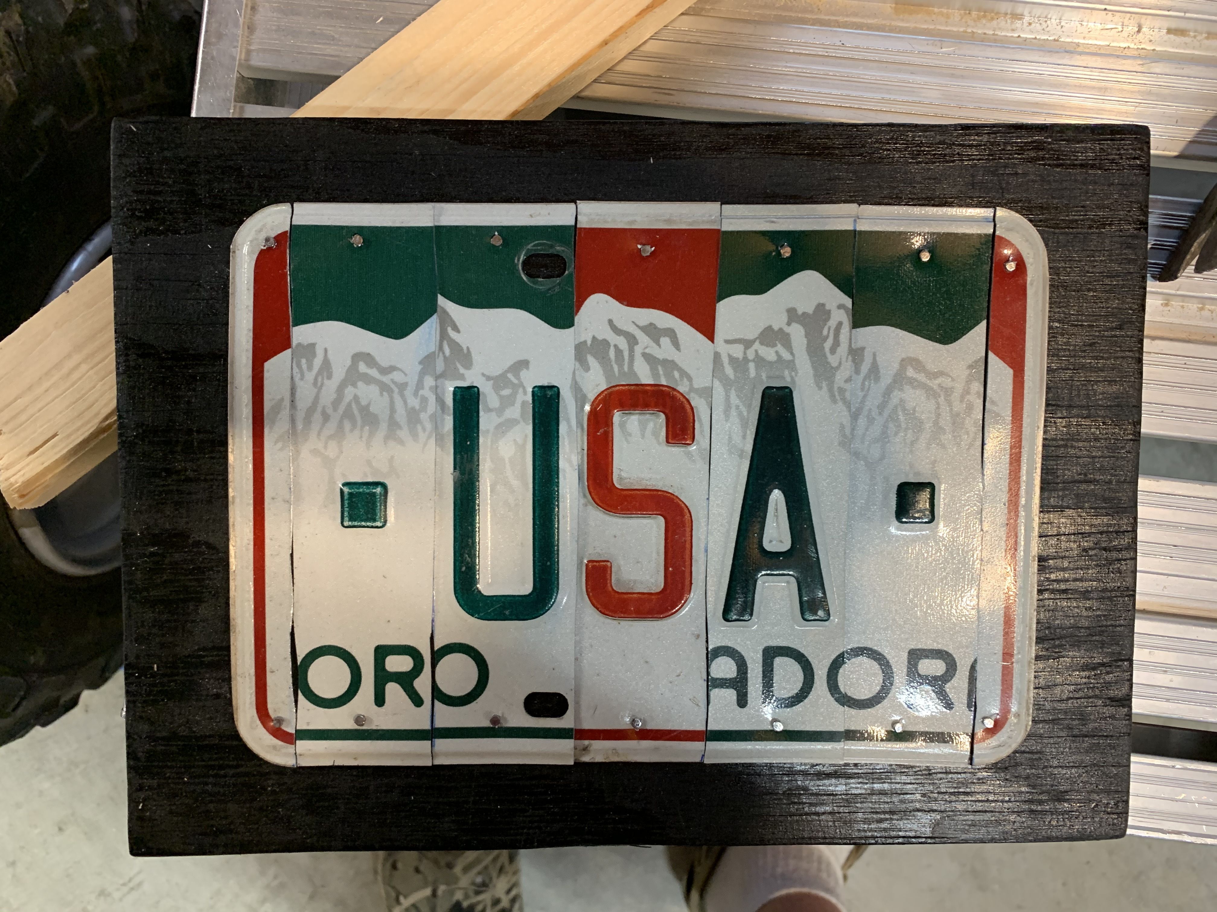 Recycled License Plate Sign : 4 Steps (with Pictures) - Instructables