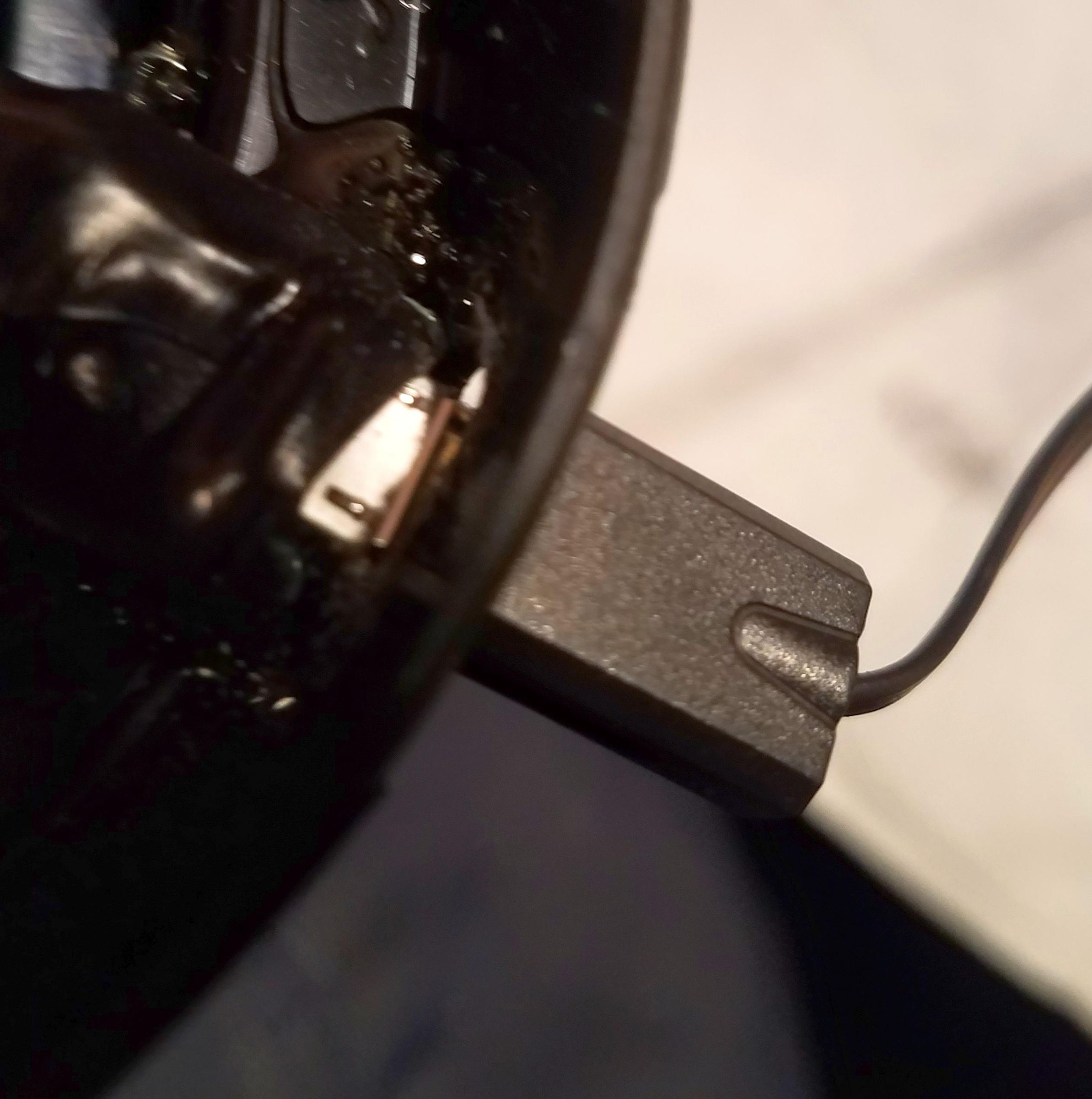 Hidden in Plain Sight Secret Flash Drive Inside a USB Plasma Ball ...