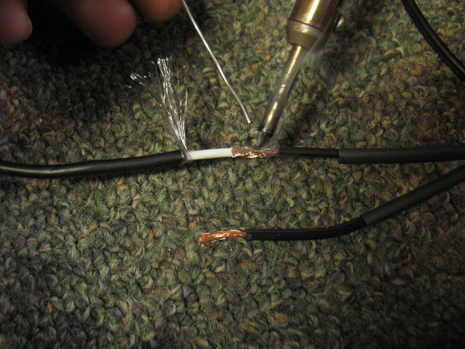 A Better Laptop Power Cord : 14 Steps - Instructables