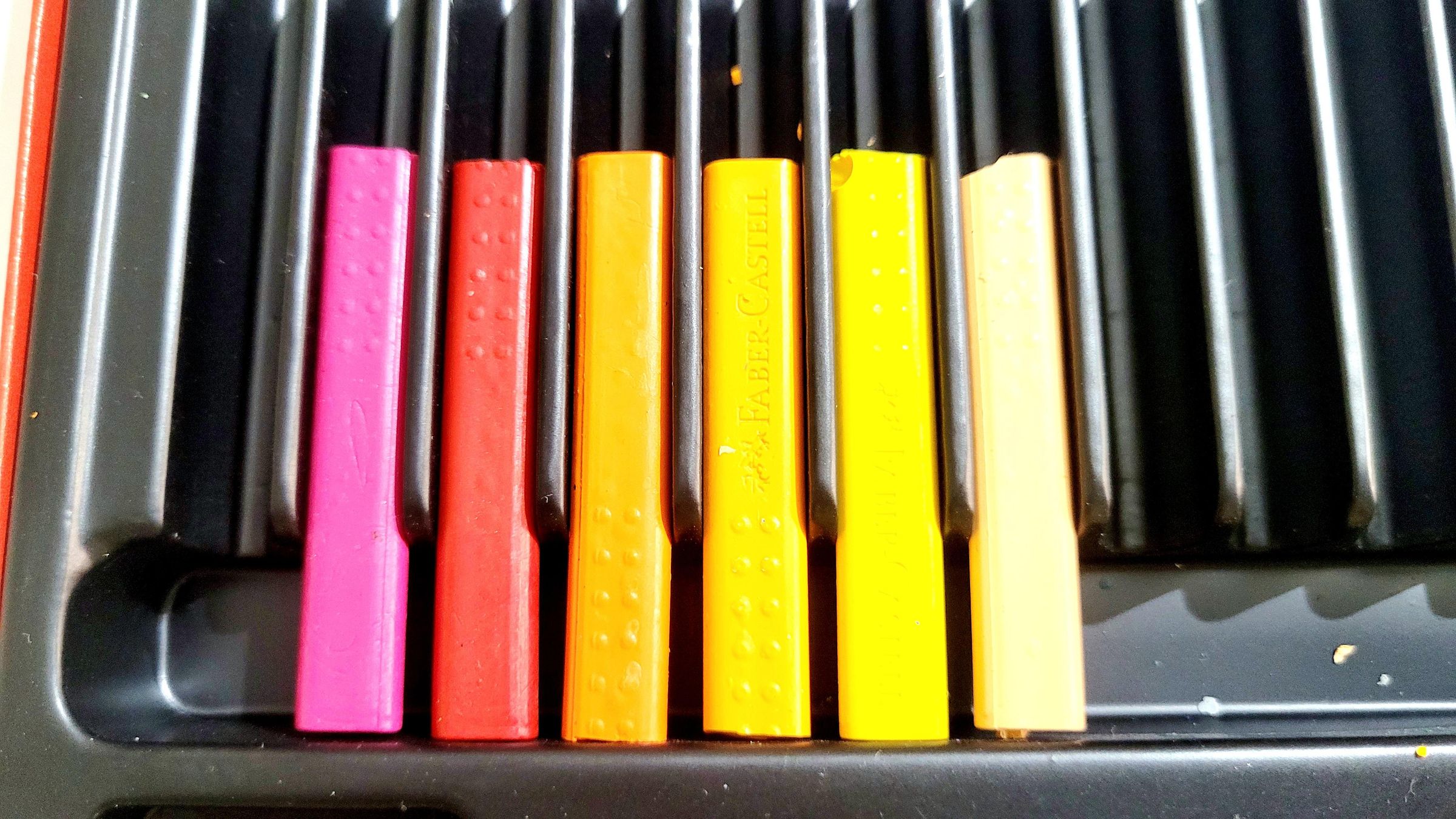 Rainbow Crayon Coaster : 11 Steps (with Pictures) - Instructables